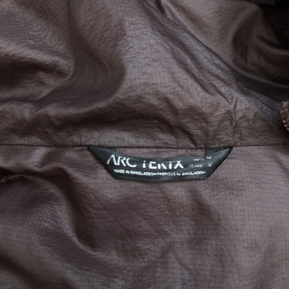 Arc'teryx Arcteryx Vintage Atom LT Mocha Brown Micro Puffer Jacket Y2K | Grailed
