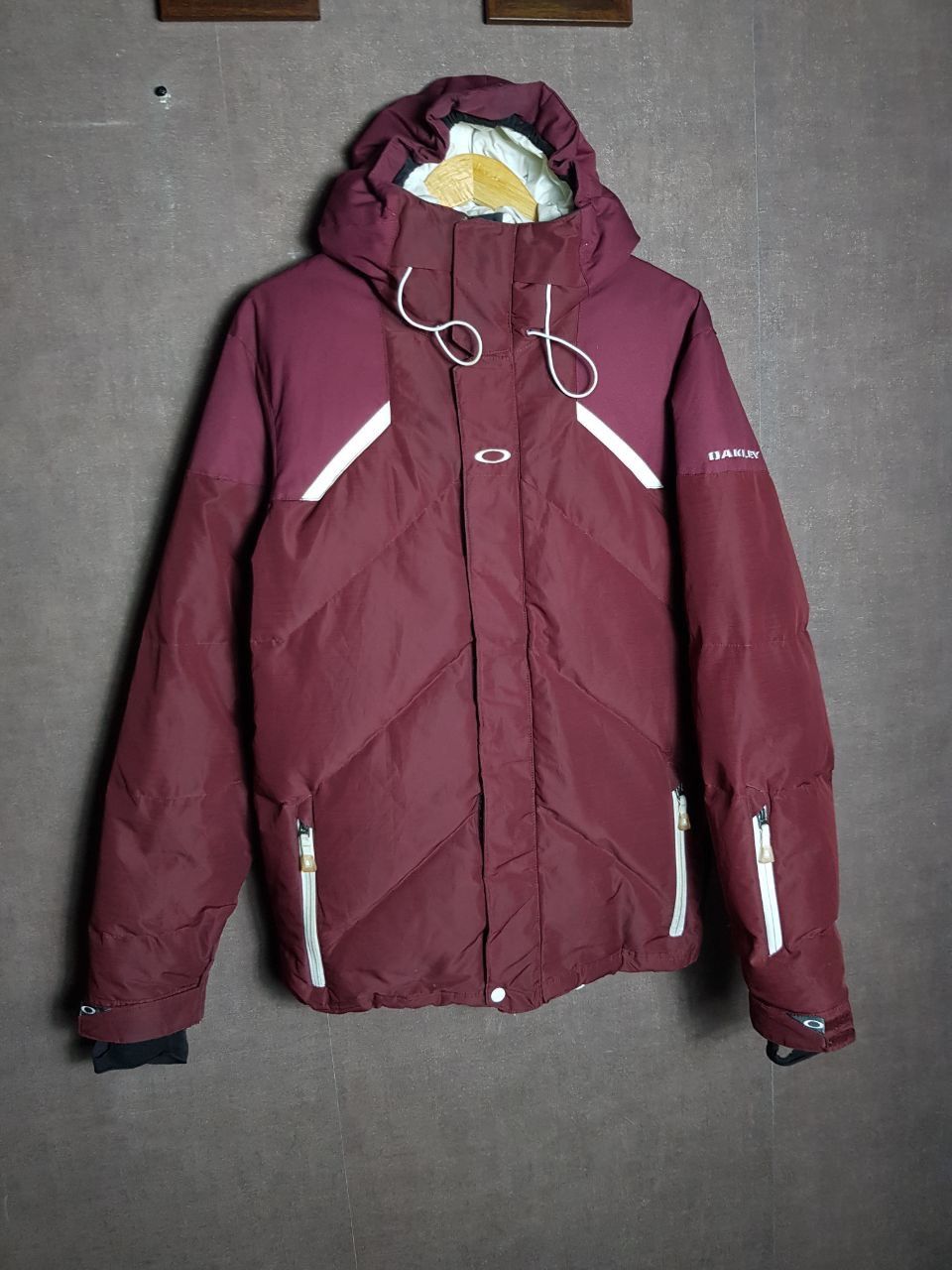 Montbell × Oakley × Outdoor Life 🏔️ Oakley Ski Mountain down puffer ...