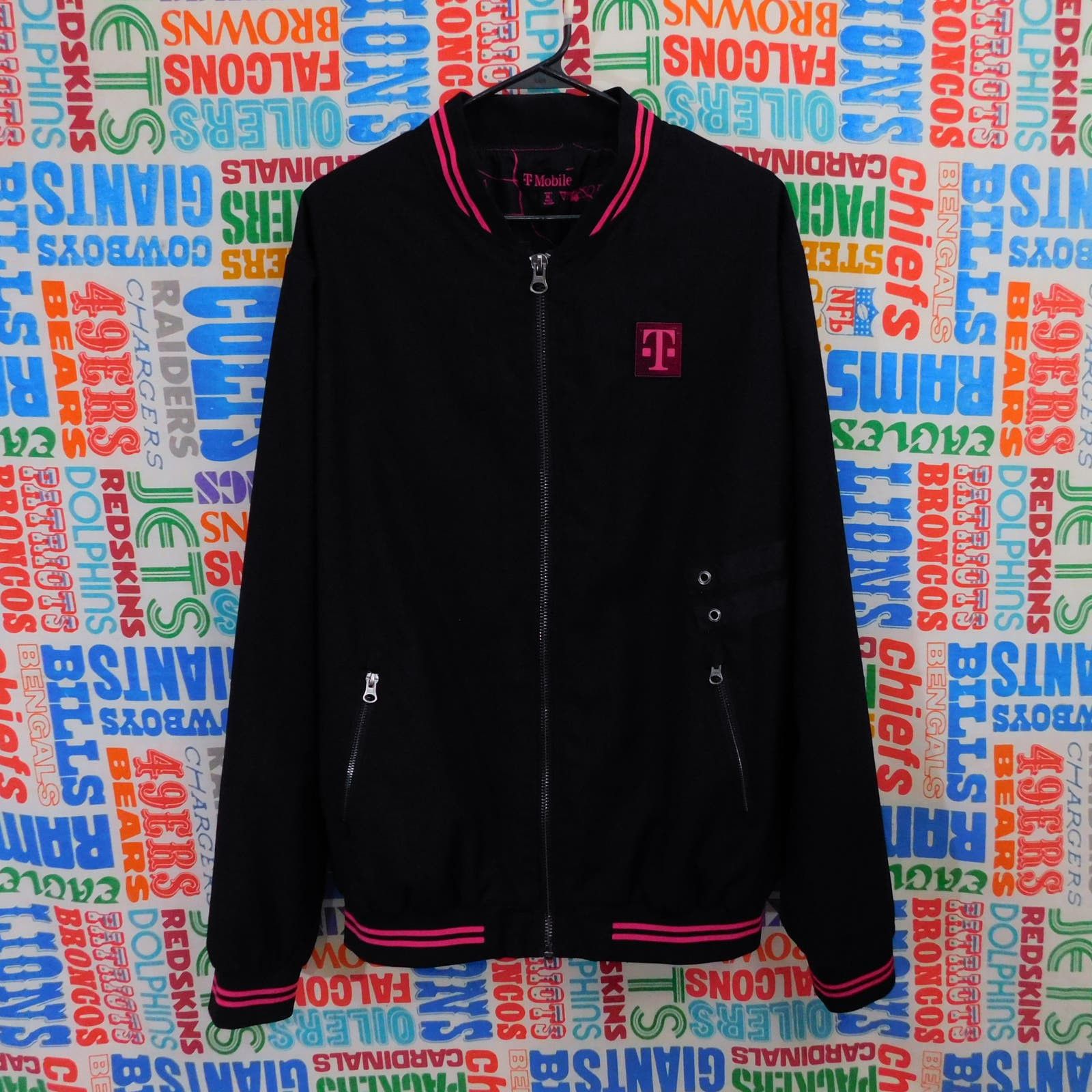 Varsity Jacket T Mobile Bomber Jacket XL Full Zip Black Pink USA Map ...