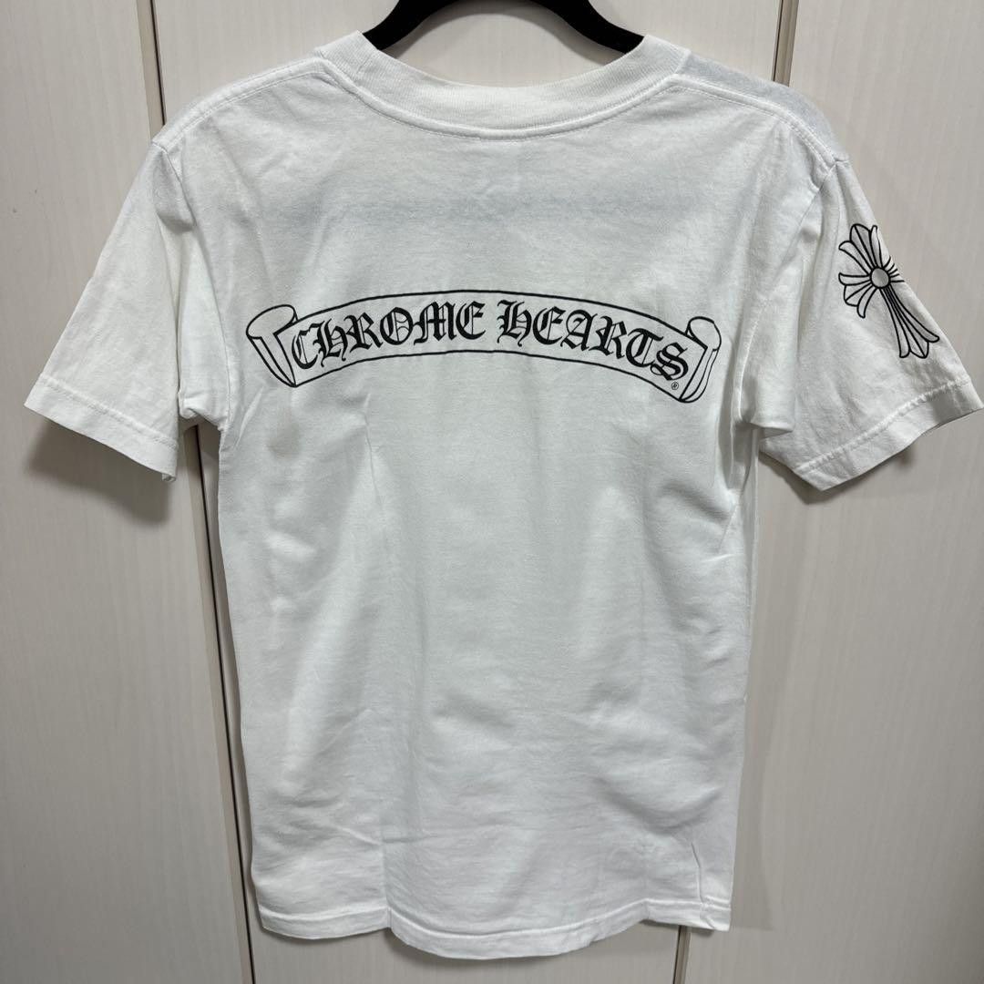 Chrome Hearts Chrome Hearts Scroll Logo Cross Horseshoe Pocket Tee ...
