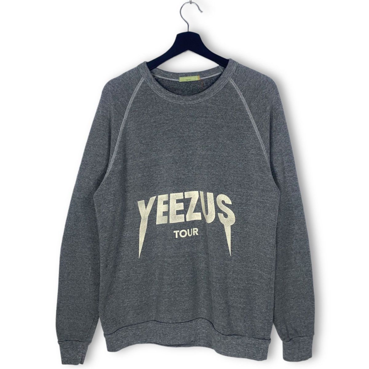 Hype × Kanye West × Streetwear Kanye West Yeezus Tour fleece Sweater ...
