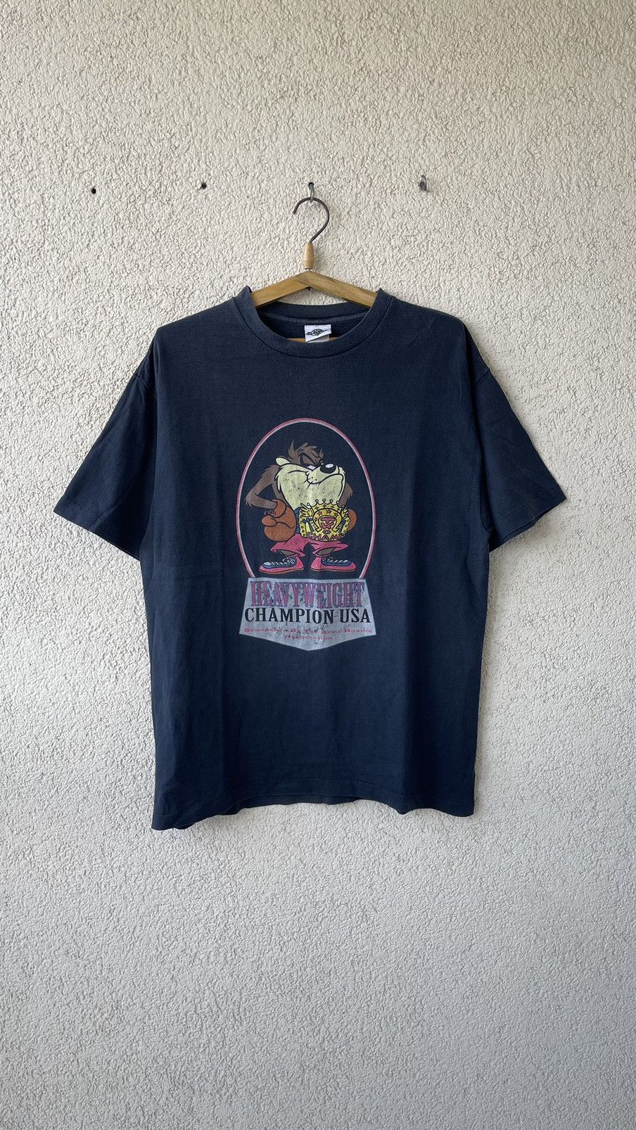 Vintage Warner Bros Looney Tunes Taz Boxing Vintage T-Shirt 1991 | Grailed