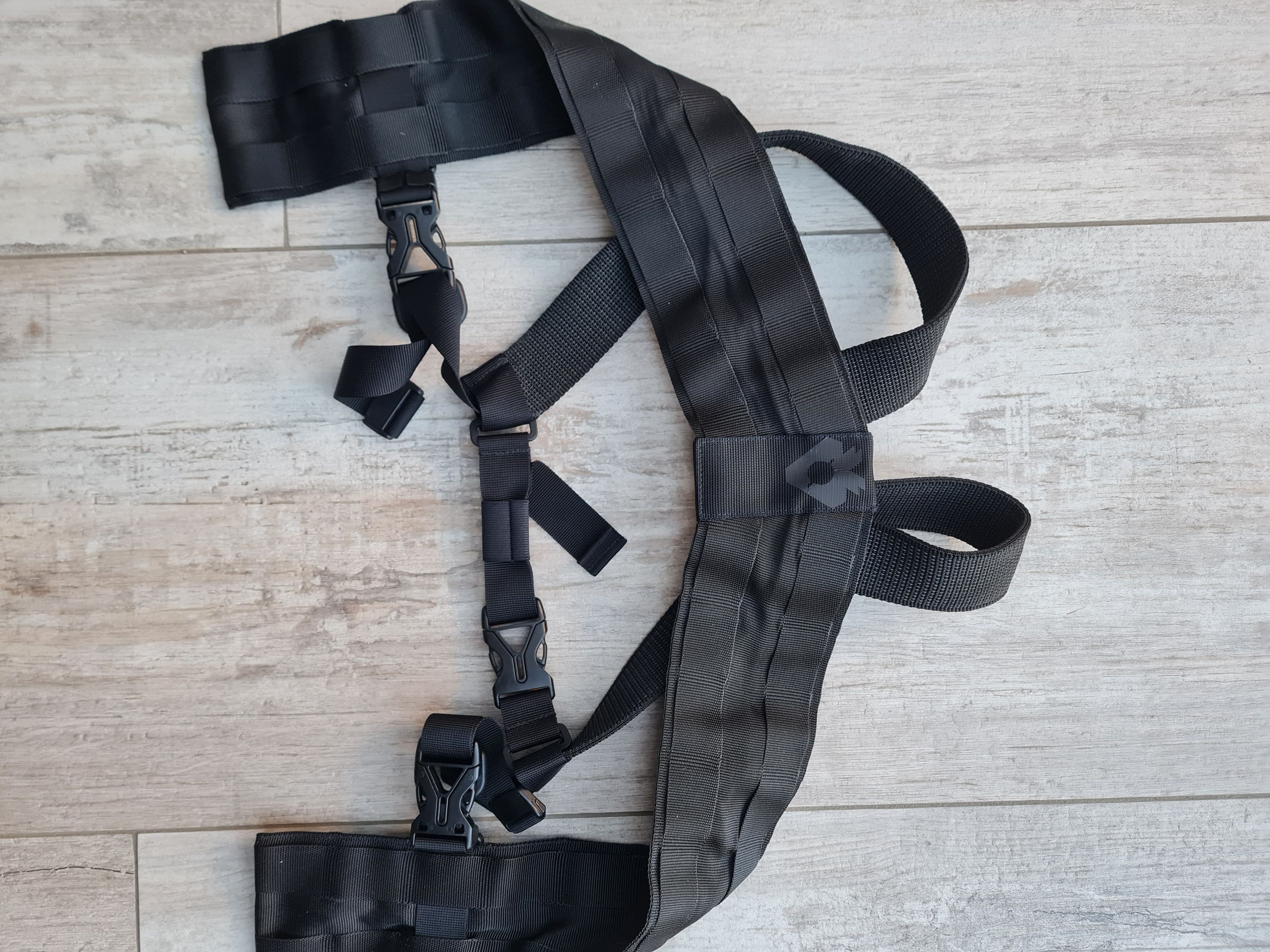 AOKU AOKU utility harness | Grailed
