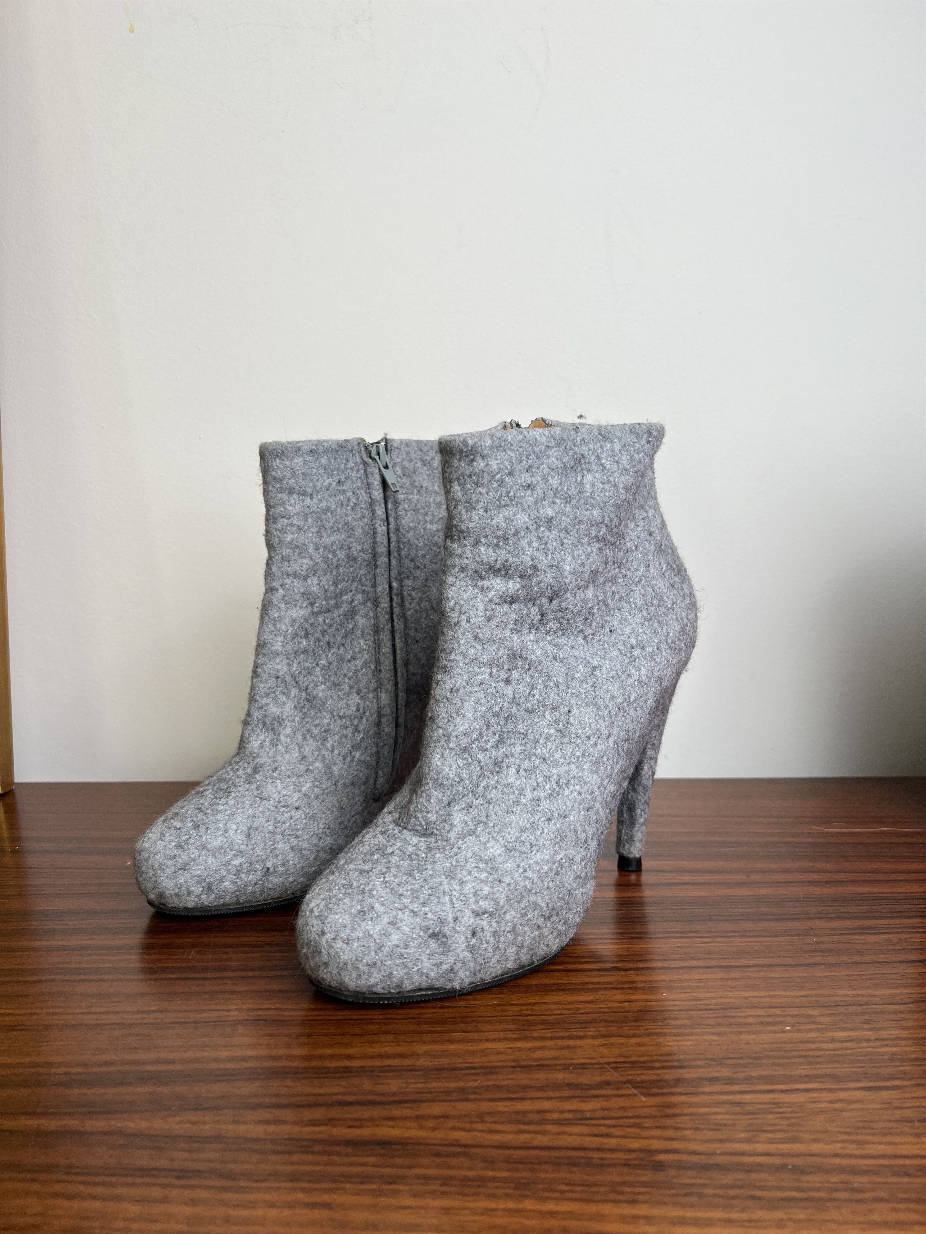 Maison Margiela MAISON MARGIELA TEXTURE WOOL HEELS | Grailed