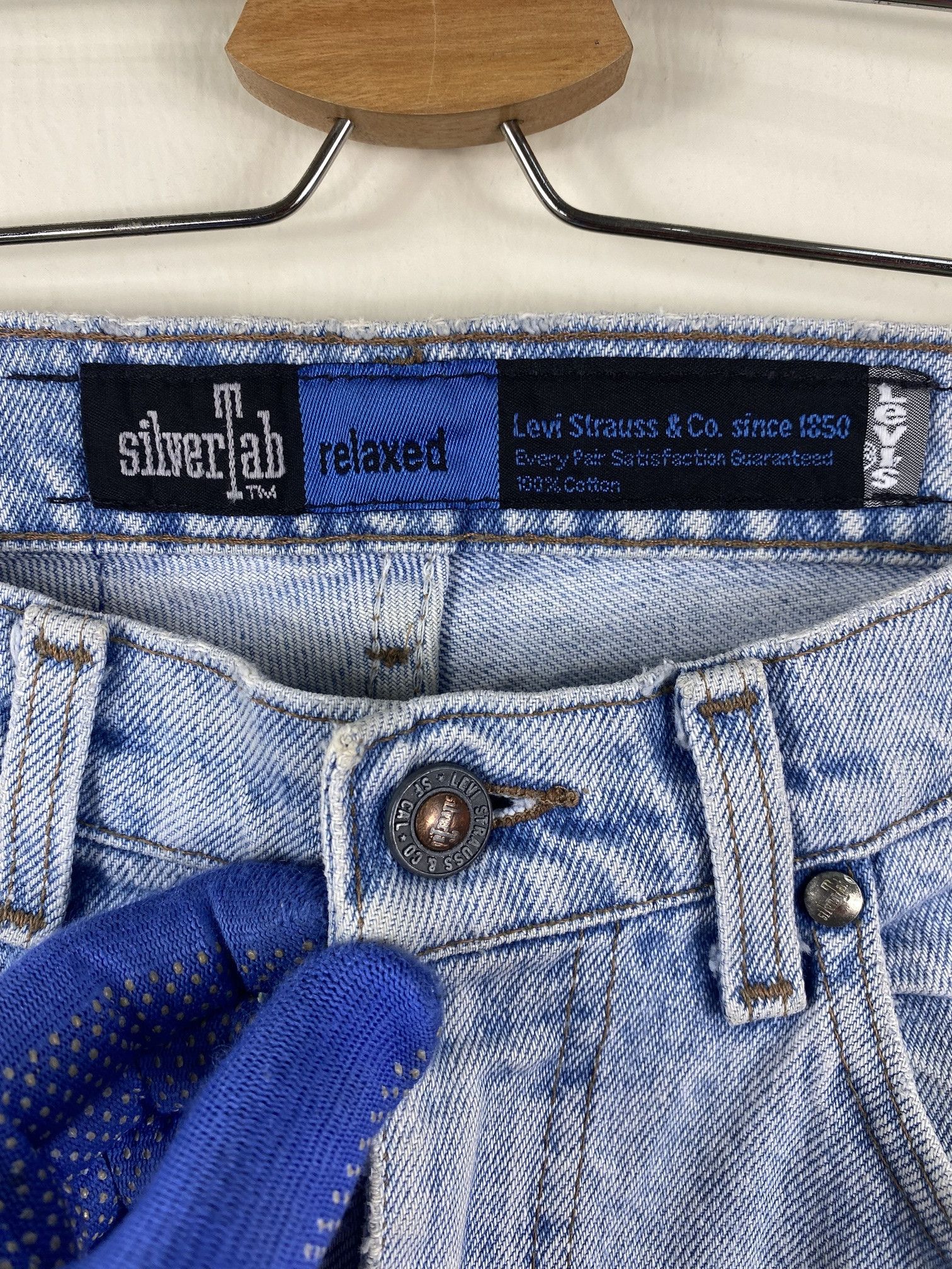 Levi's × Vintage Vintage Levis Silvertab Relaxed Tapered leg USA 549 buttom | Grailed