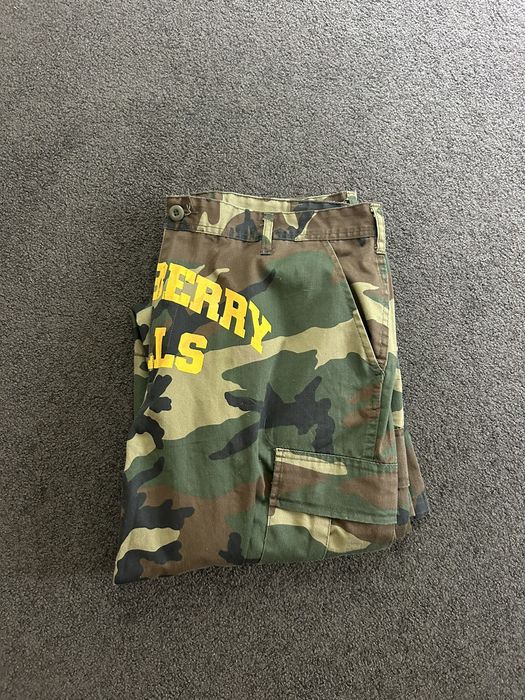 Streetwear THEGVGALLERY Gold + Vintage Camo Raspberry Hills Cargo | Grailed