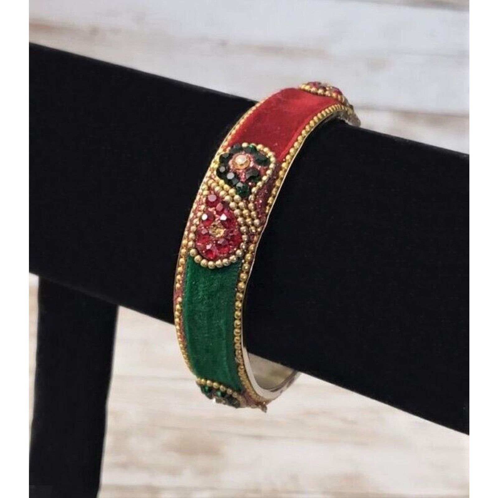 Other Vintage Bracelet / Bangle - Fancy Red and Green | Grailed