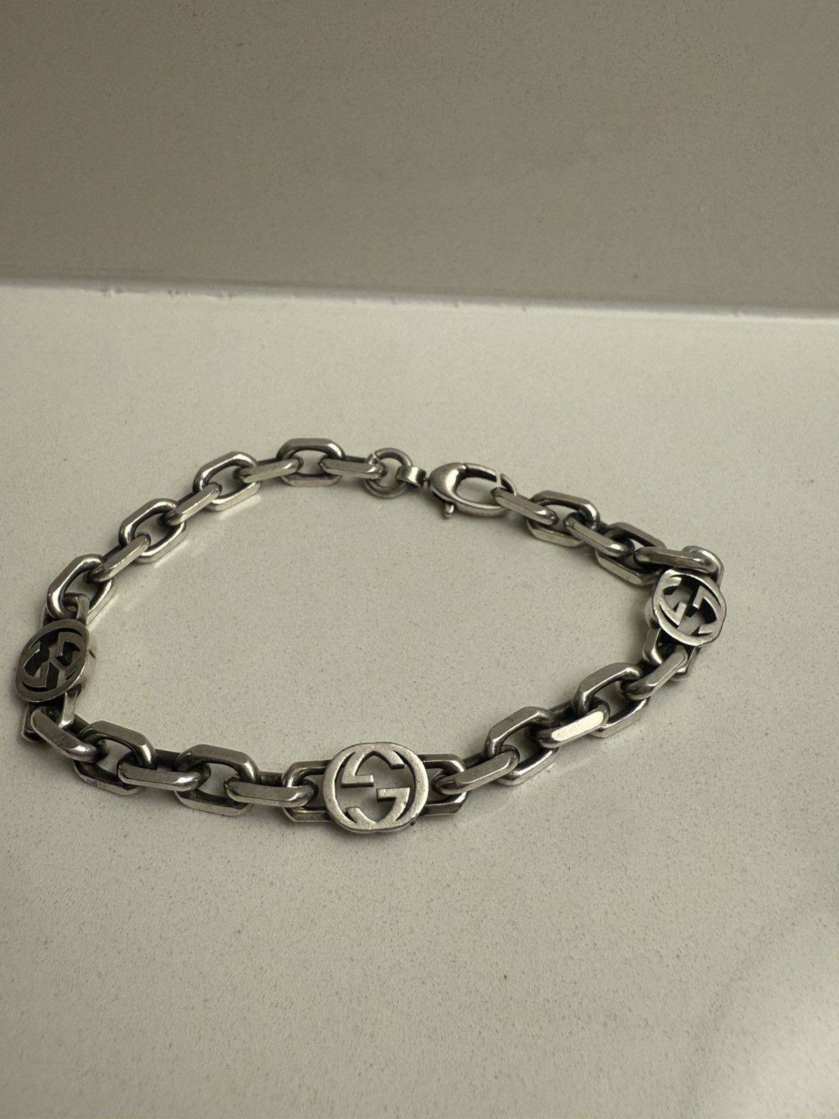 Gucci Gucci Interlocking chain bracelet | Grailed