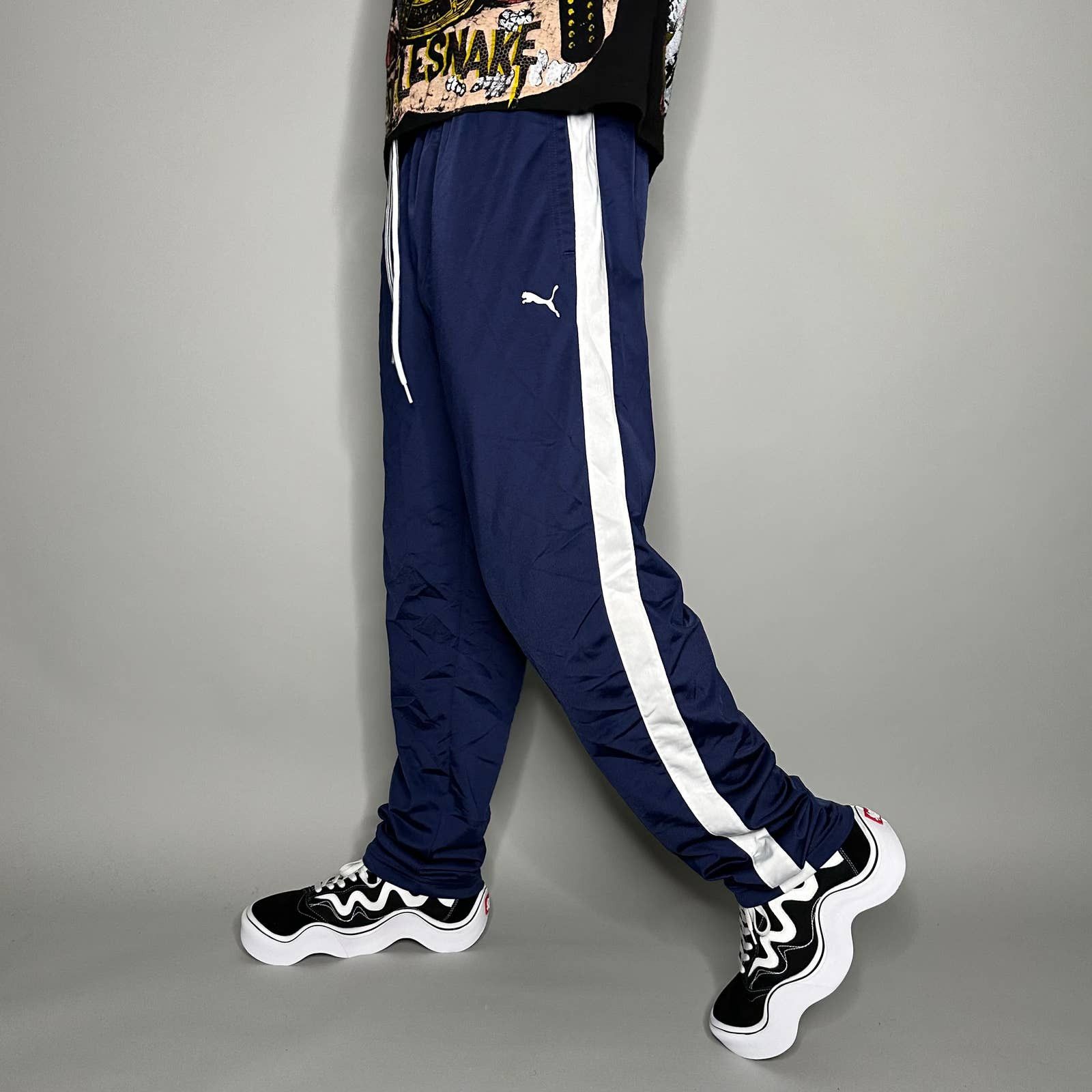 Puma × Streetwear × Vintage Puma Sweatpants Navy Blue Polyester White ...