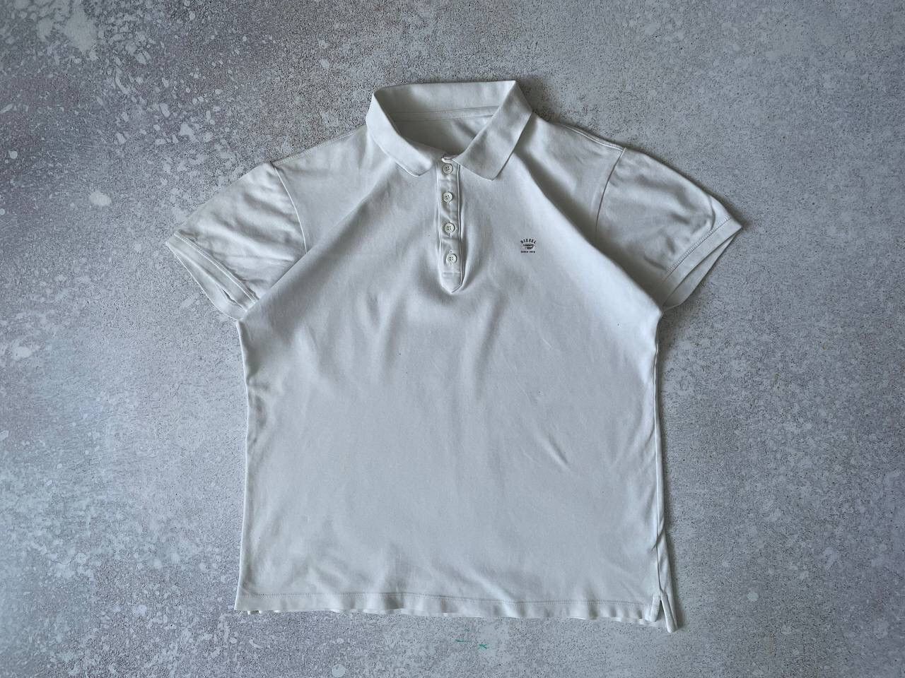 Diesel Vintage Diesel White Basic Polo T-shirt Metal Logo Y2K Rare ...