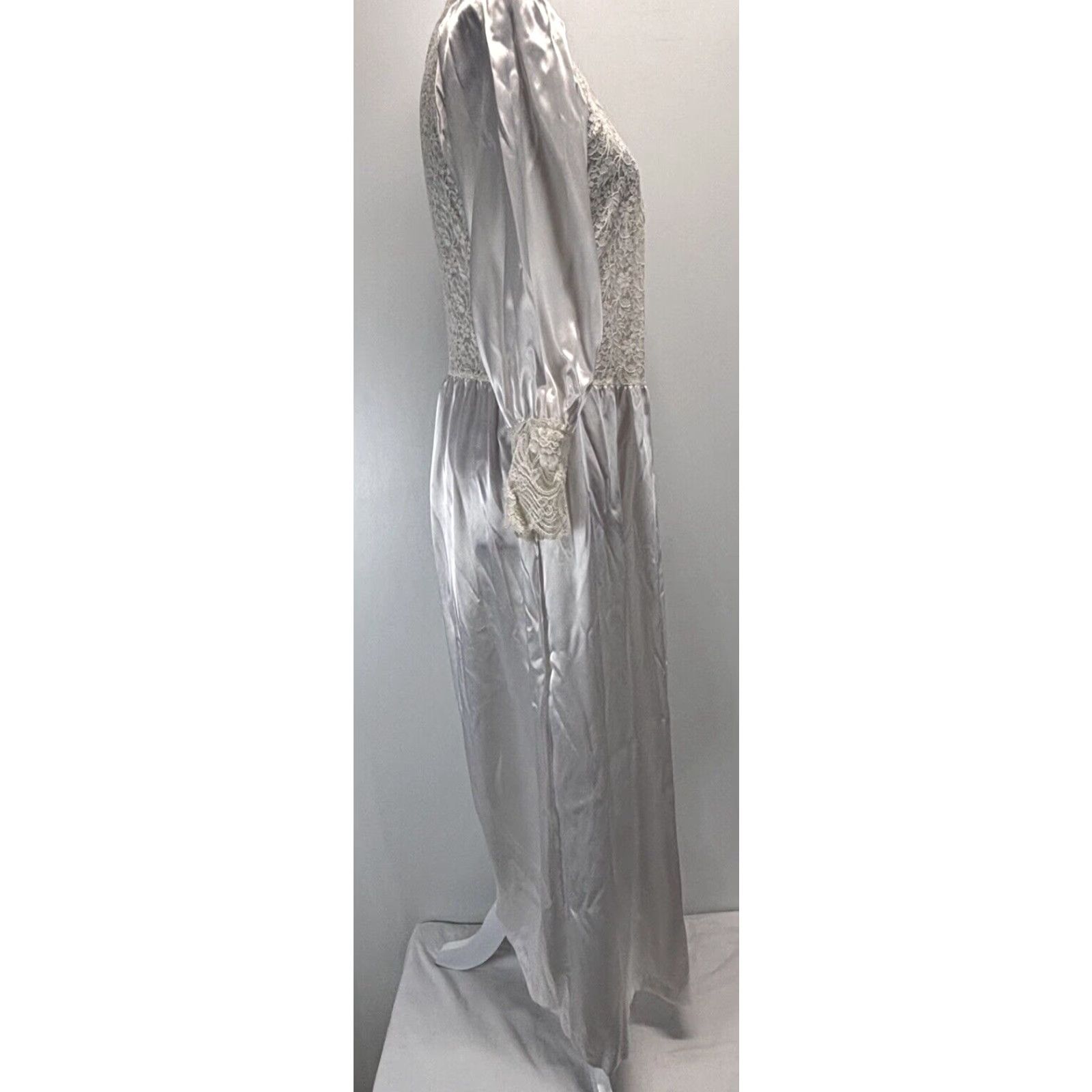Wonders VINTAGE Quinn For Wonder Satin Lace Bridal Robe Small White ...