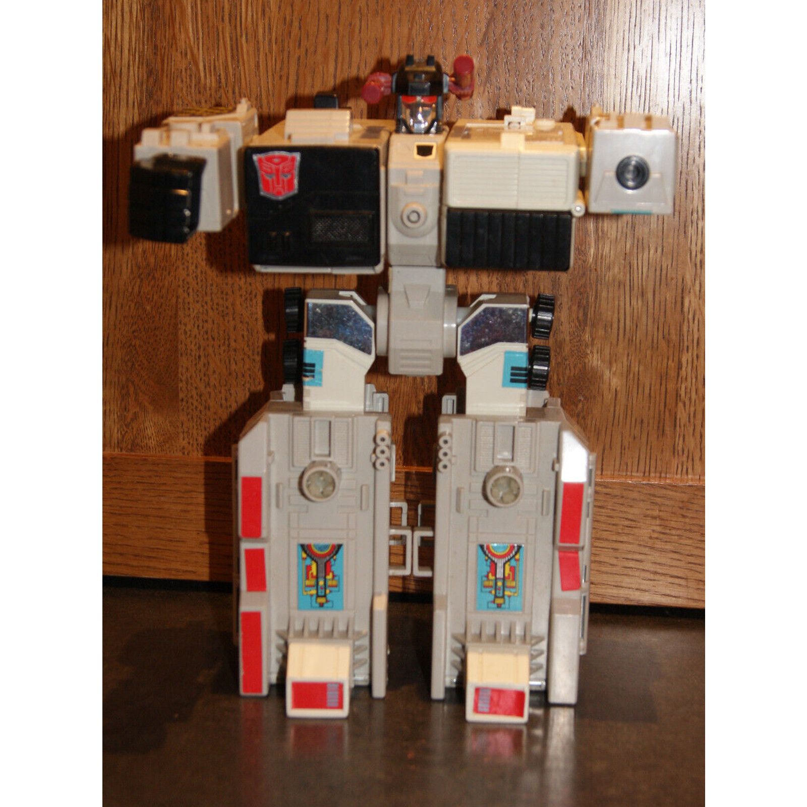 Unbrnd VTG G1 Original Transformers METROPLEX Autobot Hasbro 1985 | Grailed