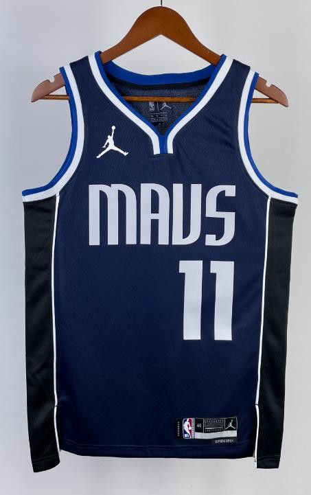Vintage Dallas Mavericks #11 Kyrie Irving Jersey | Grailed