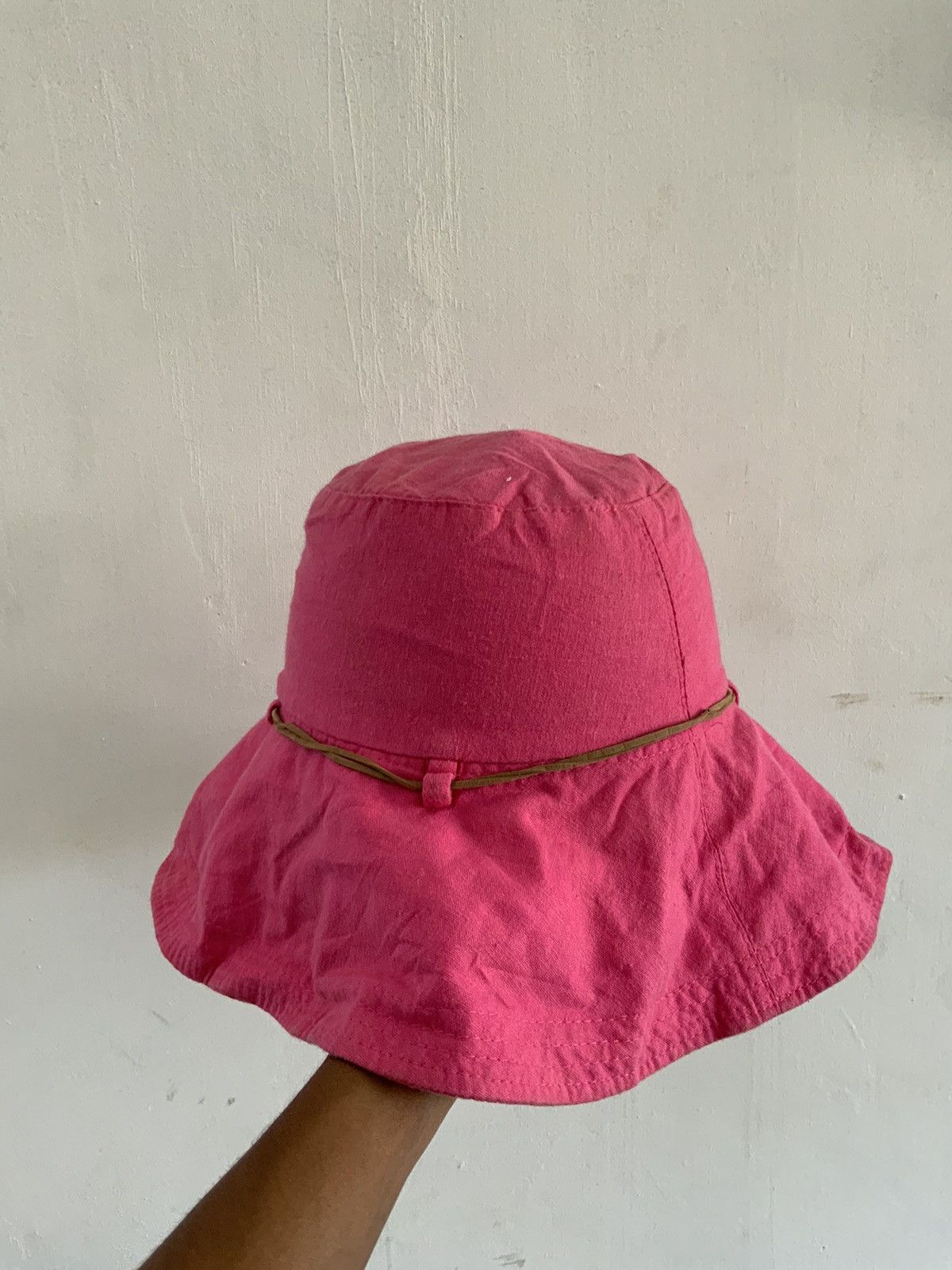 Archival Clothing Condura Australia Pink Outdoor Archive Bucket Hat ...