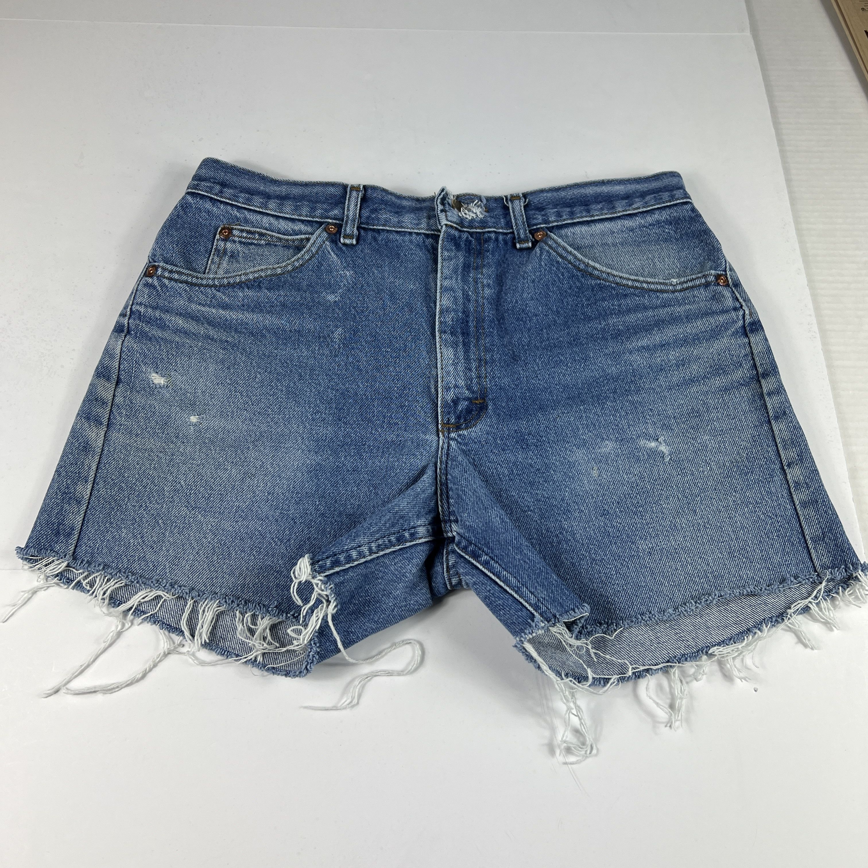 Lee × Vintage VTG Lee Jean Shorts Fade Thrashed Cut Off Frayed Denim ...
