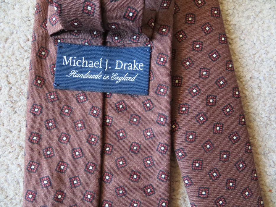 Drakes MICHAEL J DRAKE SPOTTED TIE | Grailed