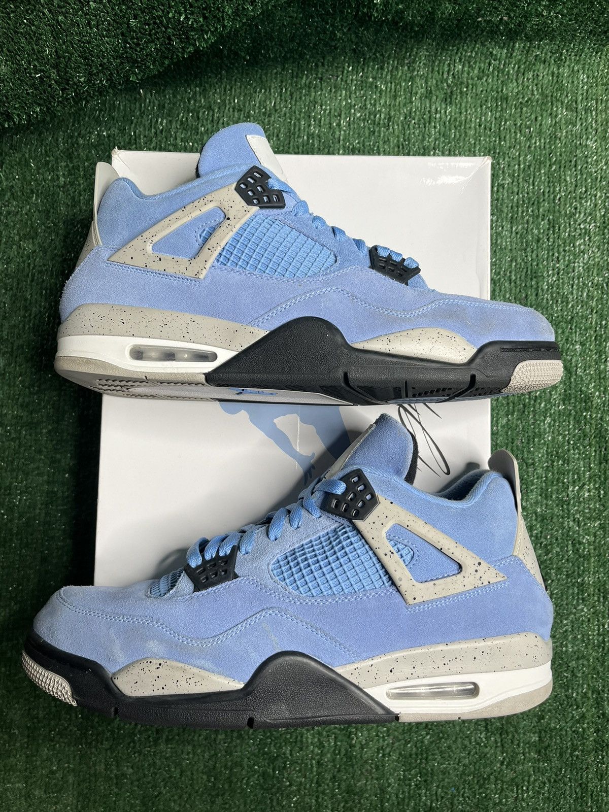 Jordan Brand Air Jordan University Blue 4 | Grailed