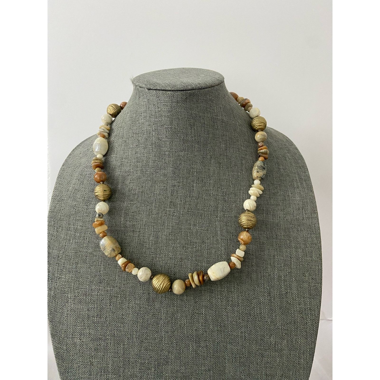 Generic brown gold and cream bead necklace | Grailed