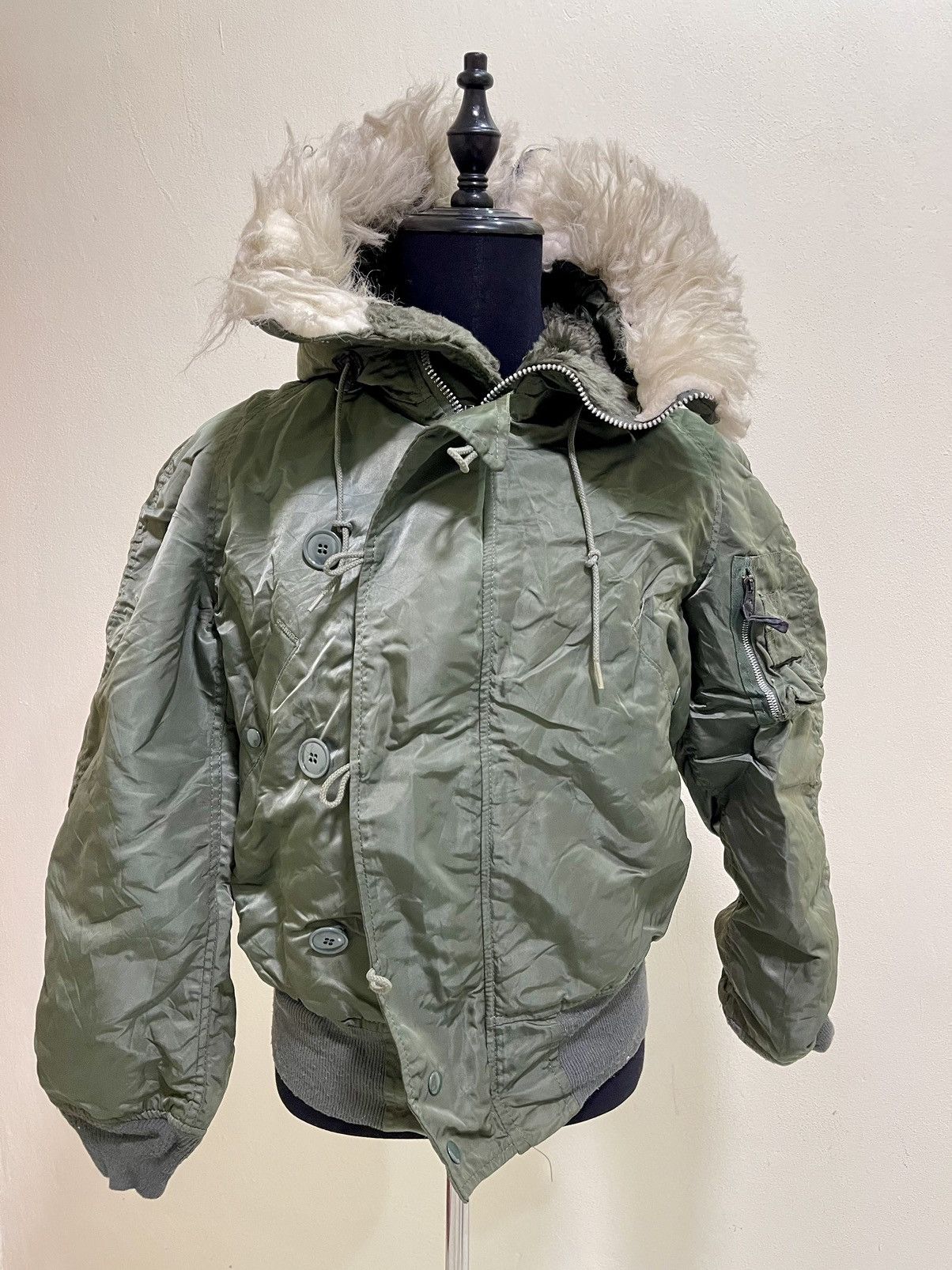 Alpha Industries vintage alpha industries n2b attached hood | Grailed