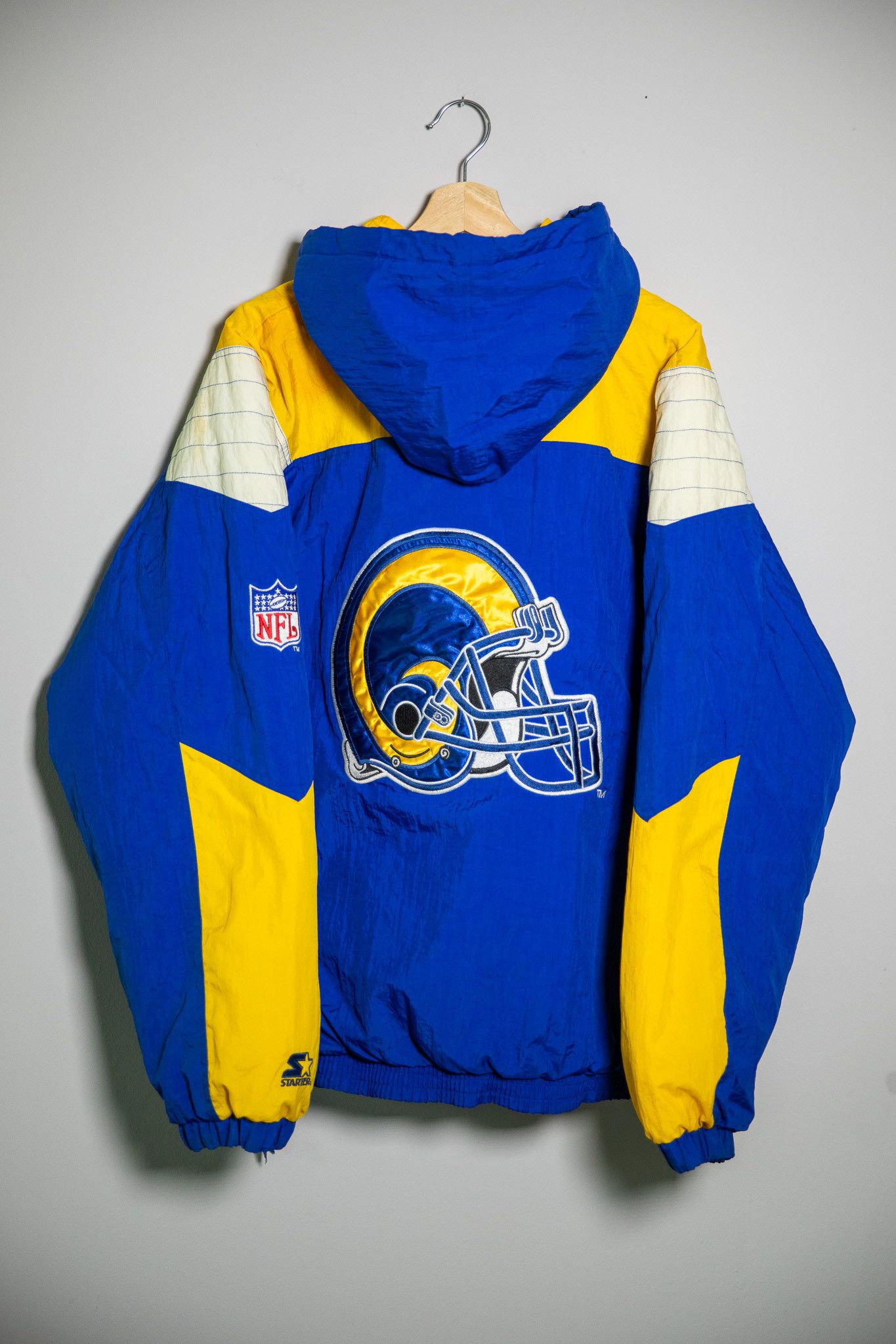 Starter × Streetwear Vintage 90s Starter NFL Rams Los Angeles Puffer ...