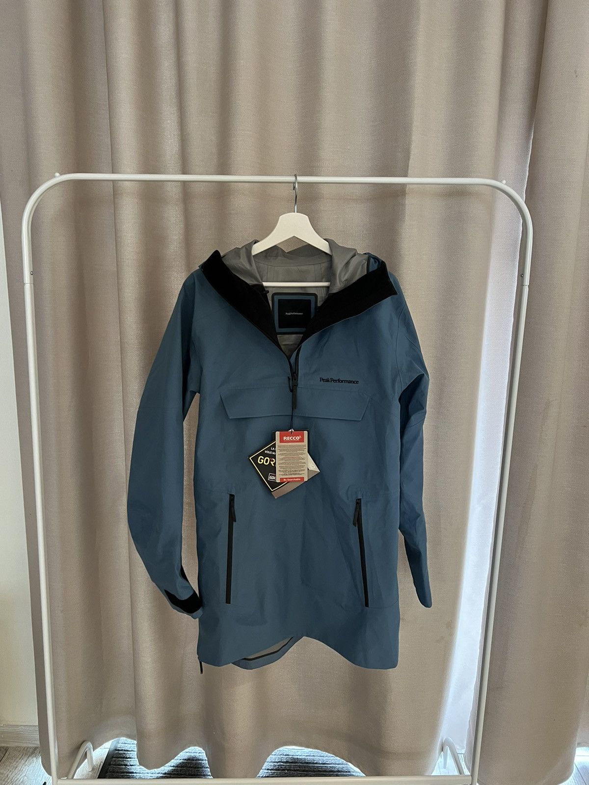 Peak Performance Brand new Peak Performance Vertical Ski Jacket GoreTex ...