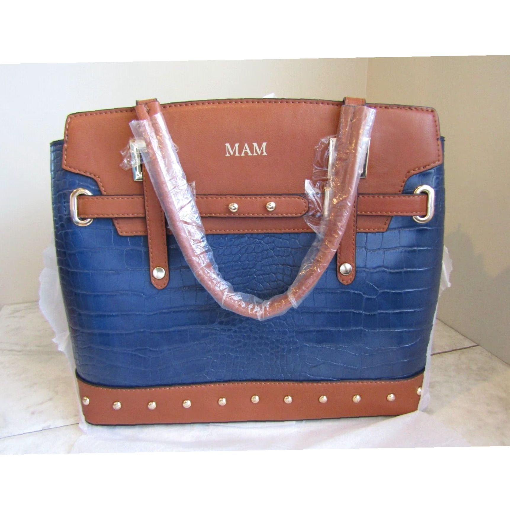 Vintage Luxurious Croc Embossed Leather Madeline Purse By Davis And ...