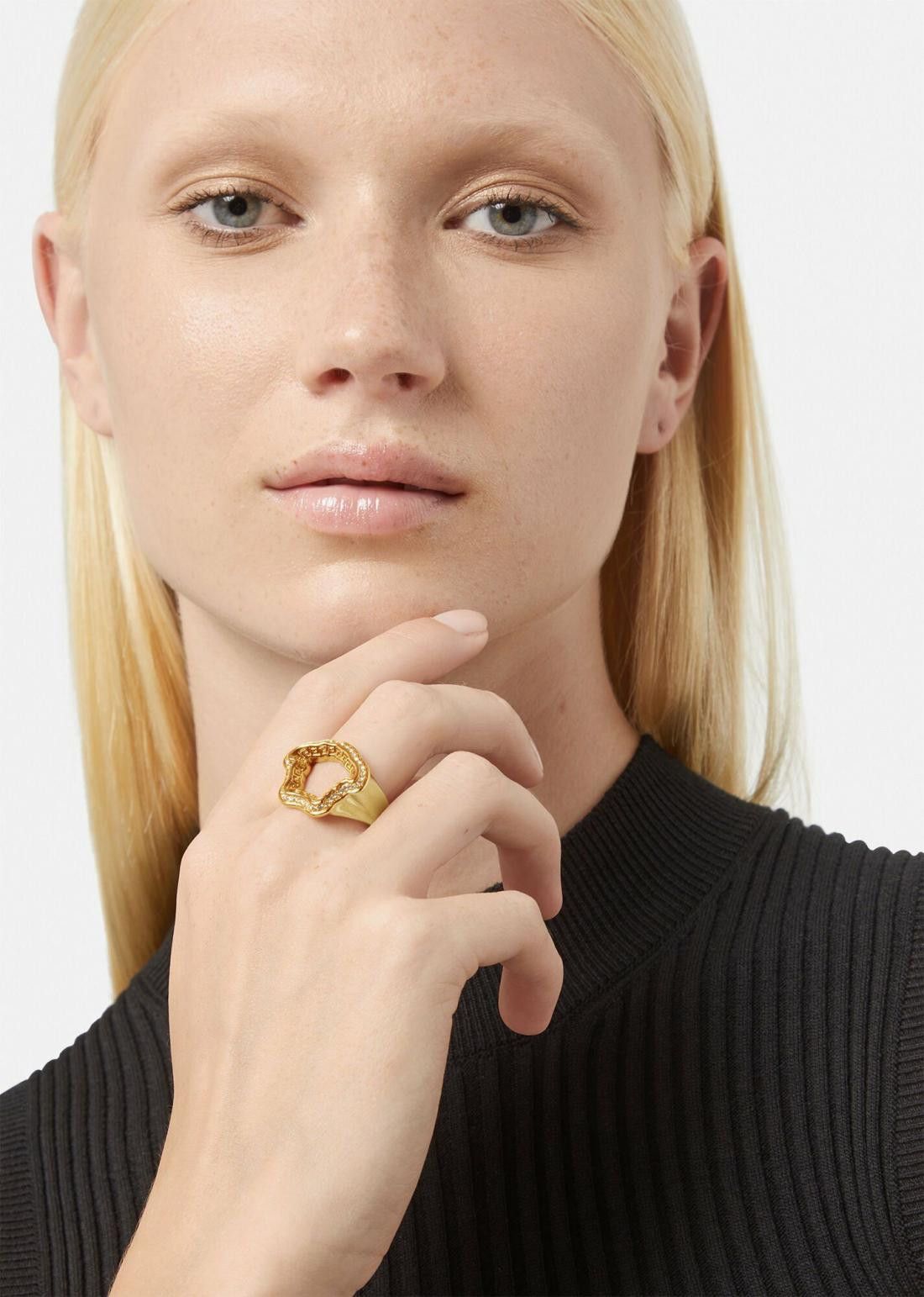 Versace VERSACE La Medusa Curve Swarovski gold tone ring 6 US / 13 ...