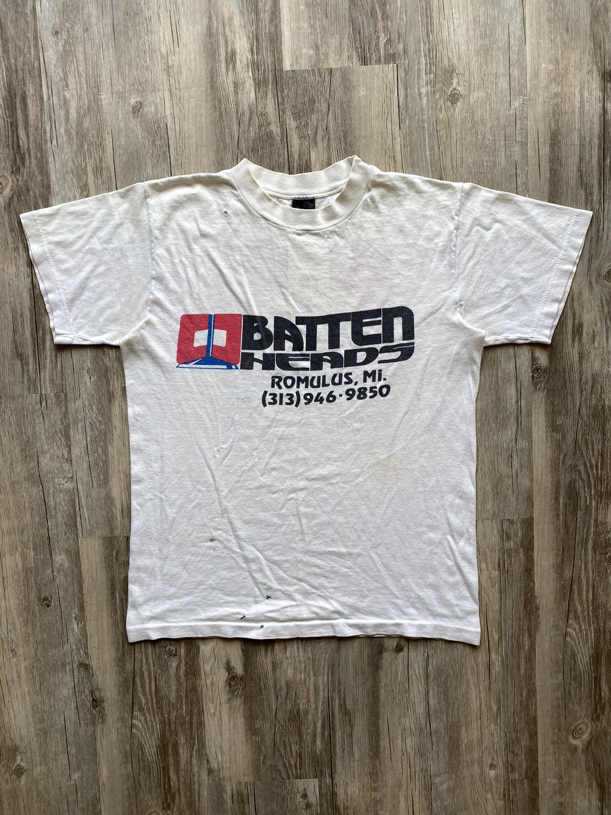 Racing × Vintage Vintage 1970s Batten Heads Racing Pistons Car Tshirt ...