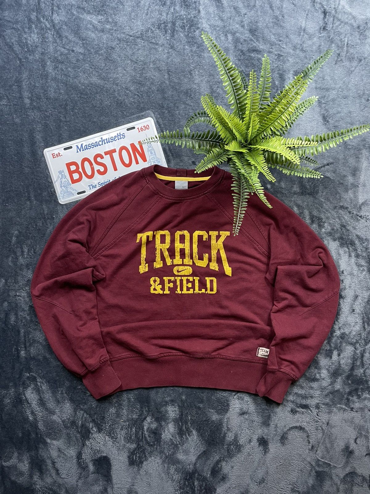 Nike × Streetwear × Vintage 🥊 NIKE VINTAGE TRACK AND FIELD RETRO ...