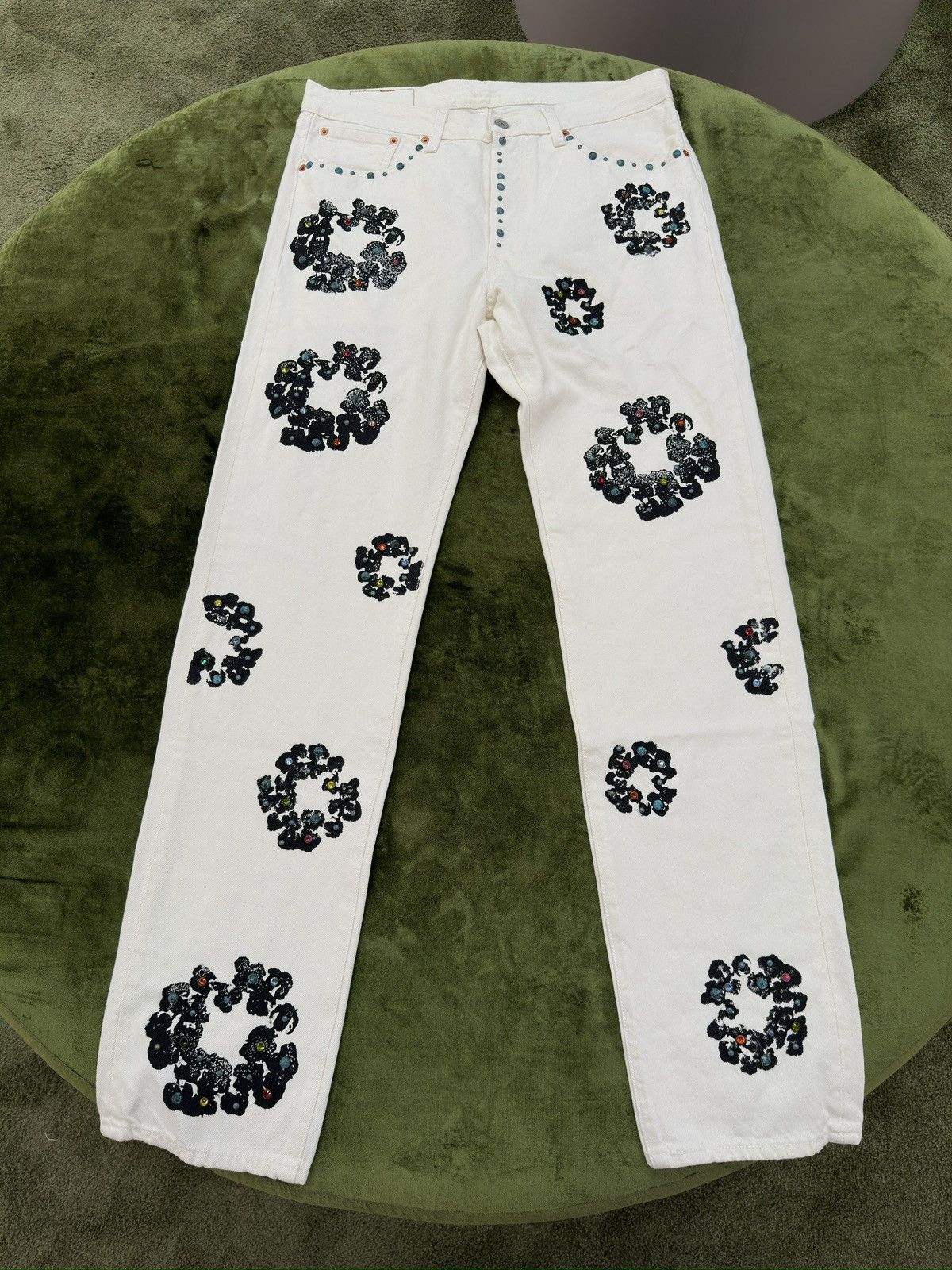 DENIM TEARS Denim Tears x Levi’s 501 Cotton Rhinestone Wreath Jeans ...