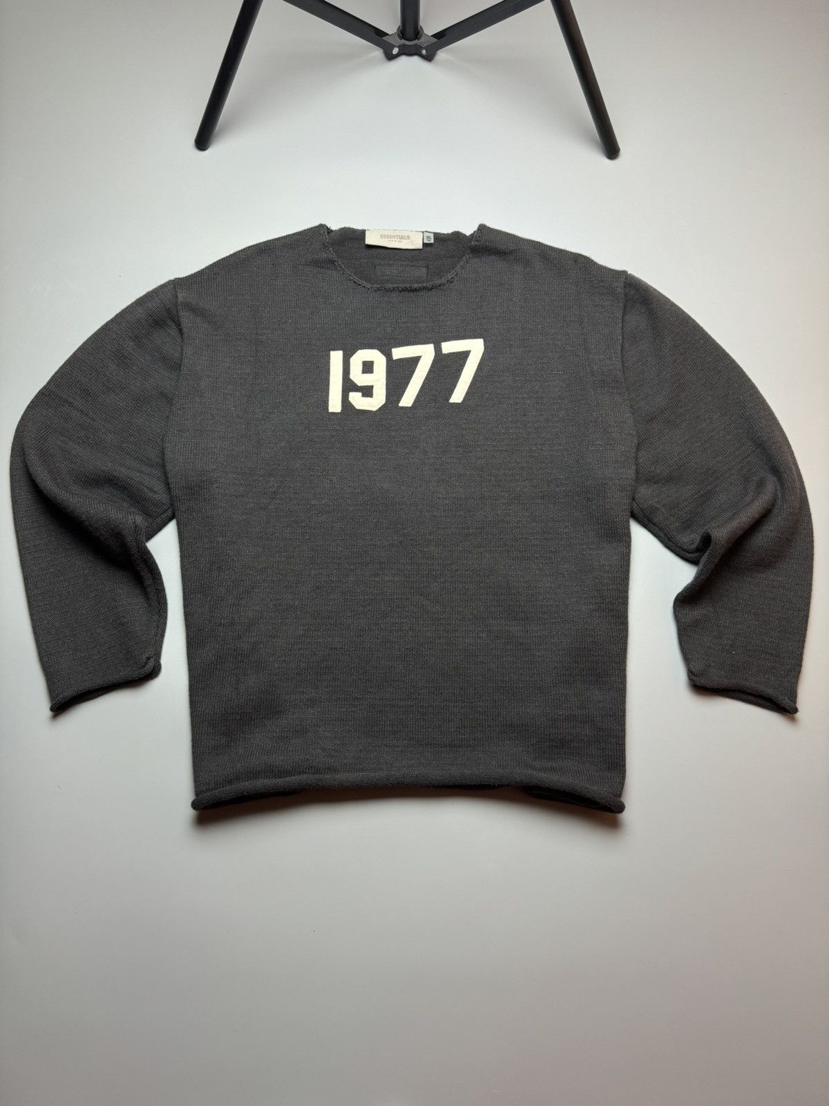 Essentials × Fear of God × Streetwear Fear of God Essentials Raw Edge ...