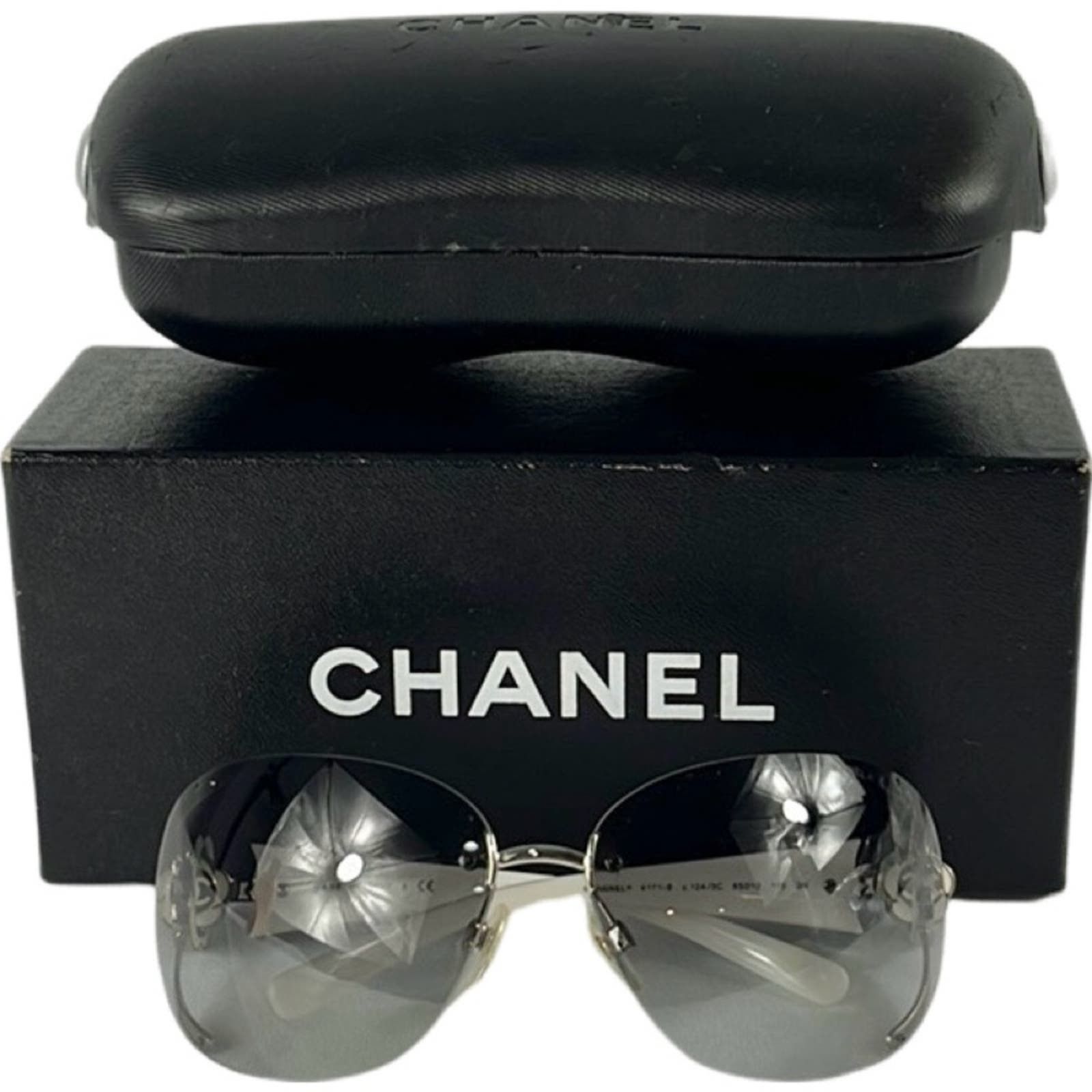 Chanel Chanel Camellia 4171 Rimless Shield Sunglasses | Grailed