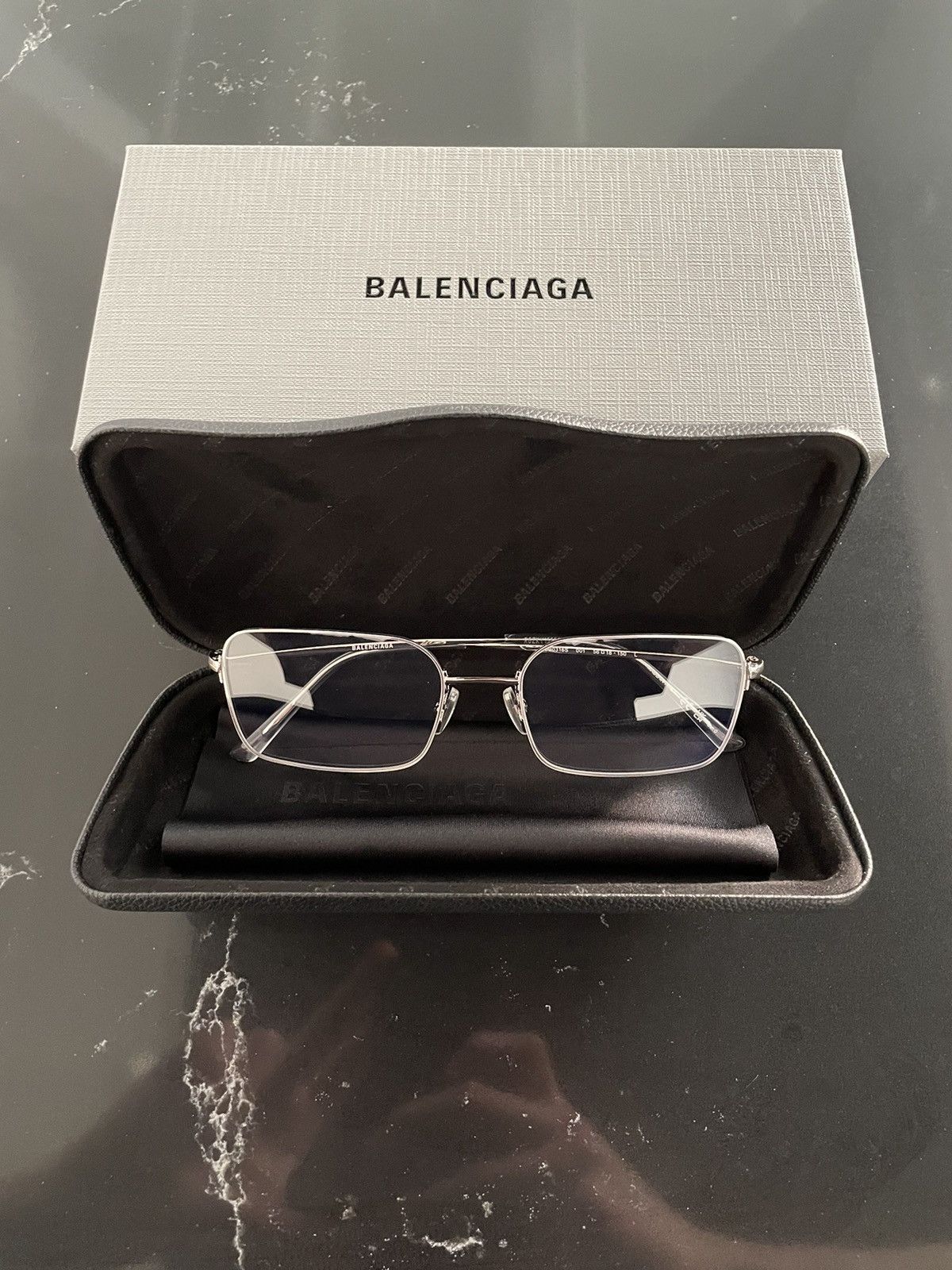 Balenciaga Balenciaga Invisible Rectangle Glasses | Grailed
