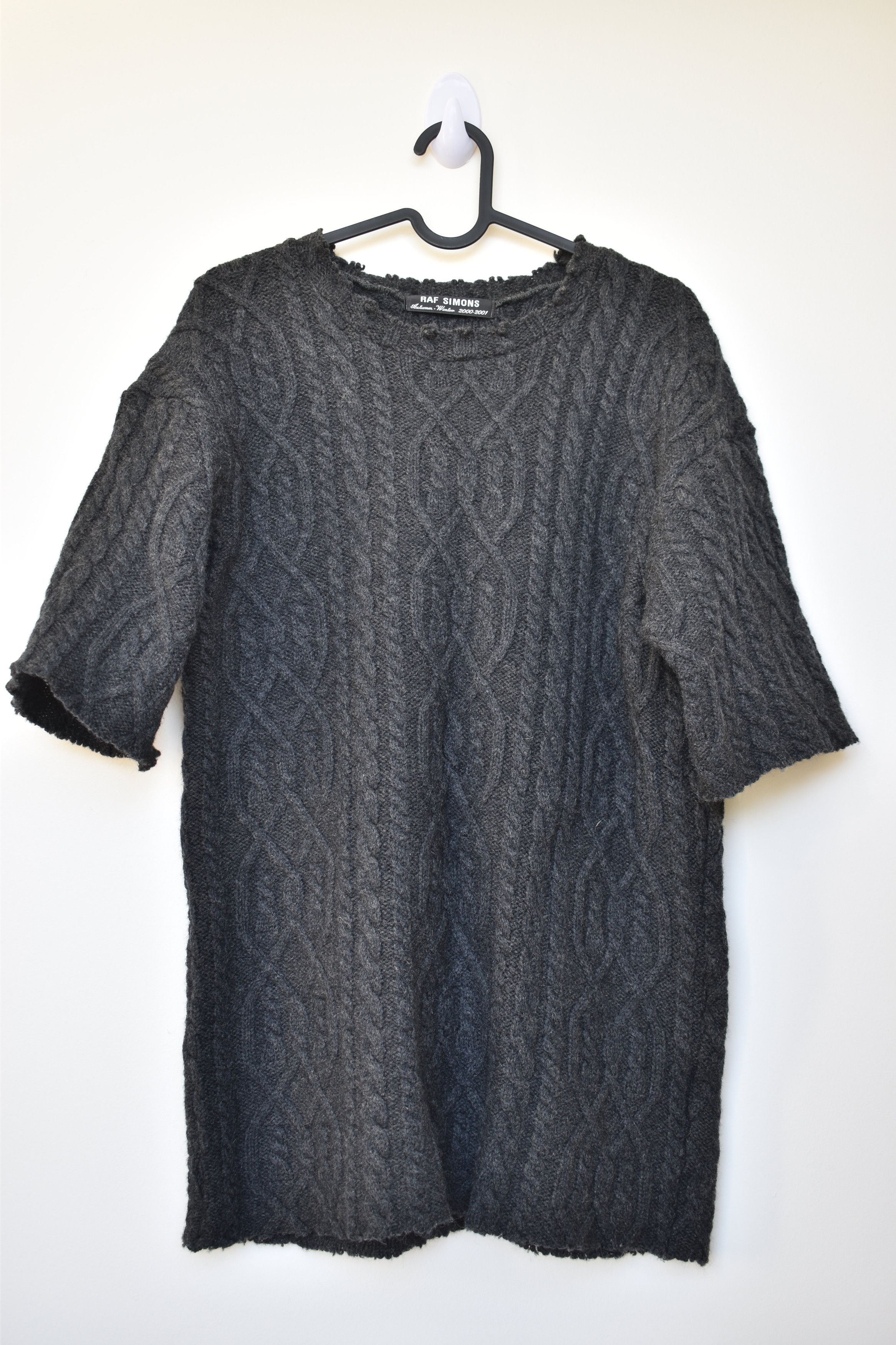 Raf Simons Raf Simons AW 2000-2001 Confusion Sleeveless Sweater Wool ...