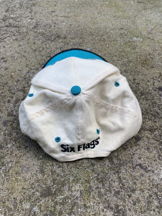 Vintage Vintage 1996 Looney Toons Taz Six Flags Hat | Grailed
