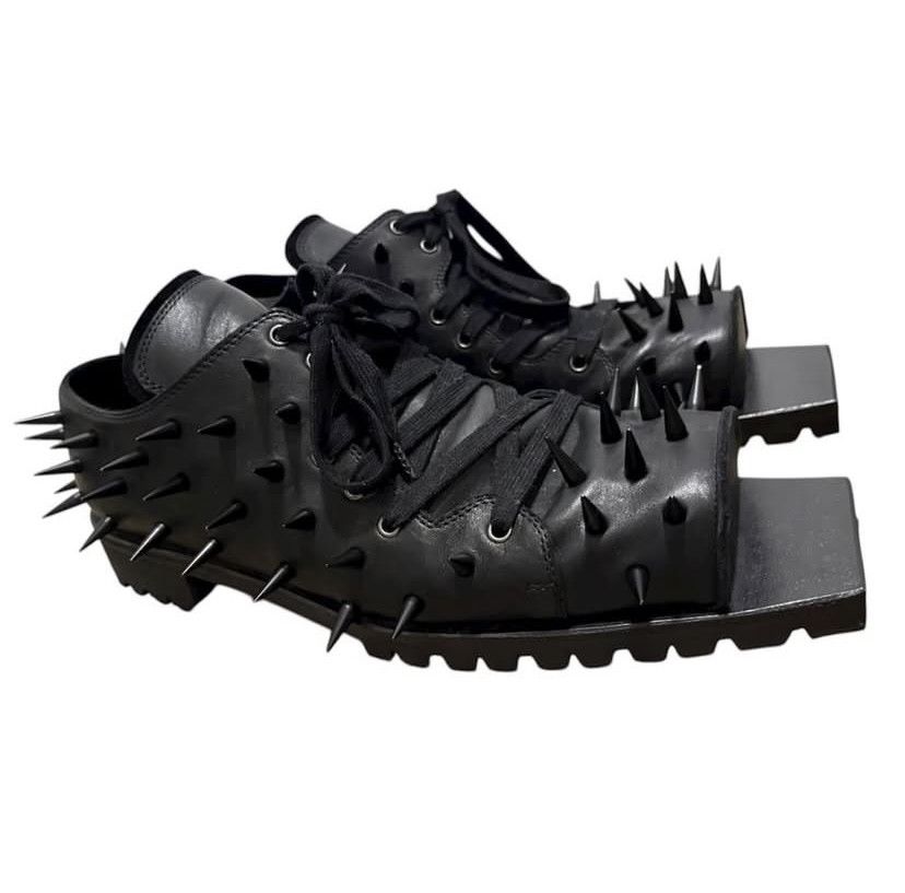 Other the old curiosity spiked hogs | Grailed