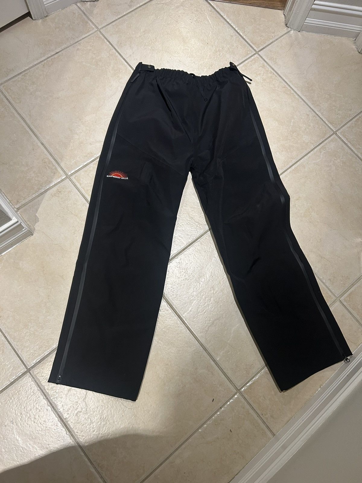 The GV Gallery Raspberry hills sweats gvg gallery | Grailed