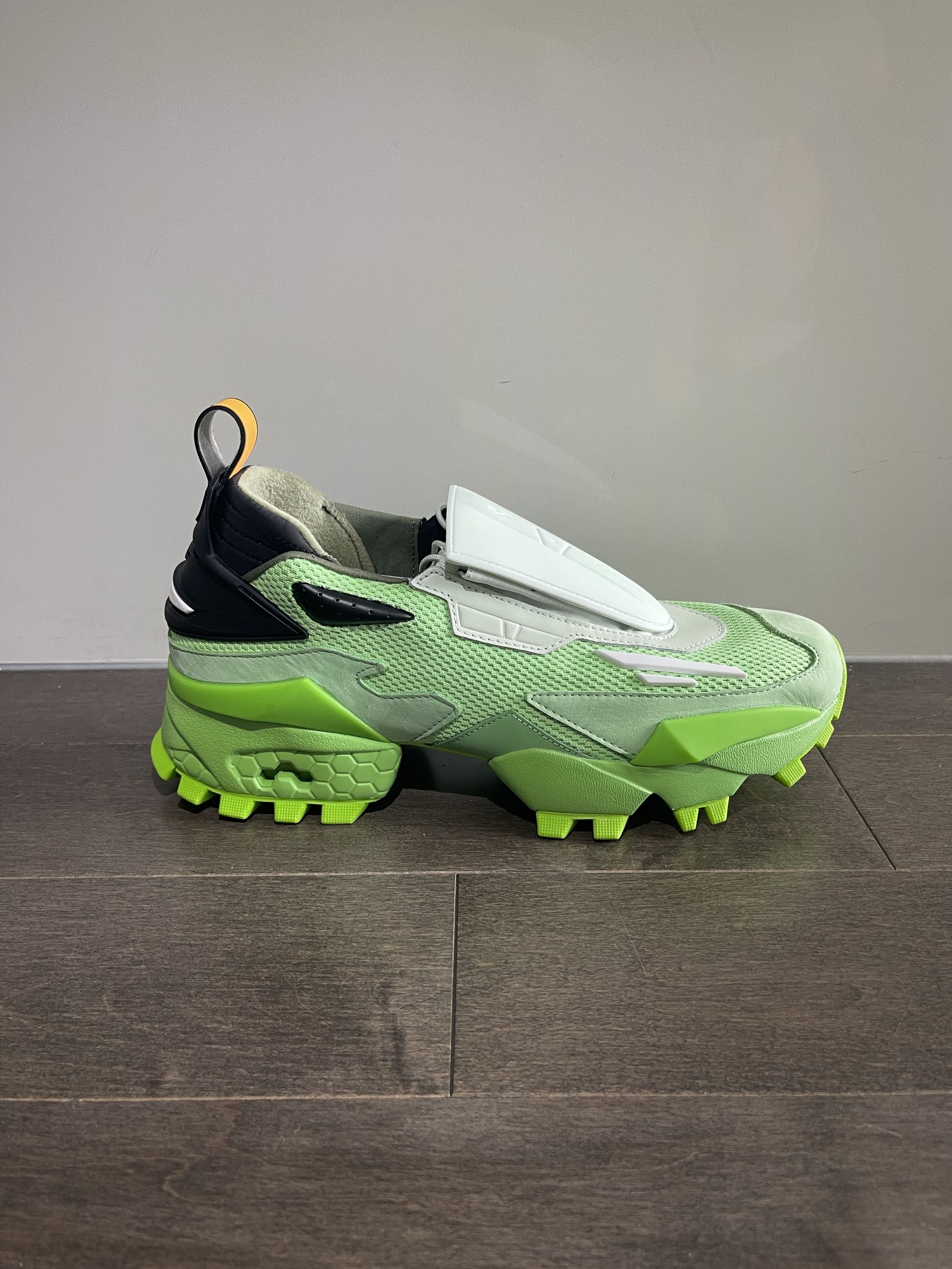 Reebok Limited Edition Reebok x Pyer Moss "Experiment 4 Fury Trail ...