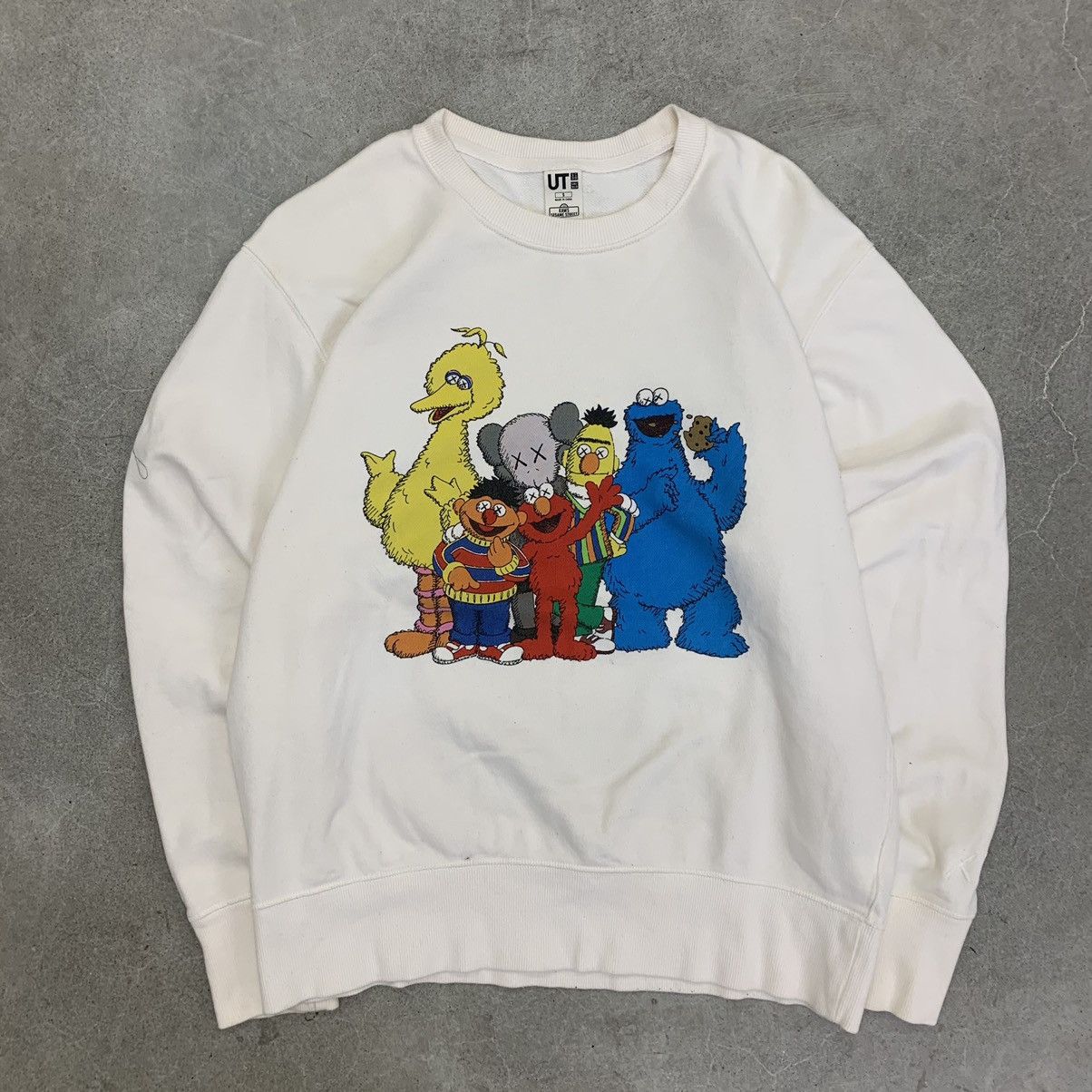 Uniqlo Kaws X Sesame Street Uniqlo big graphic crewneck y2k skate | Grailed