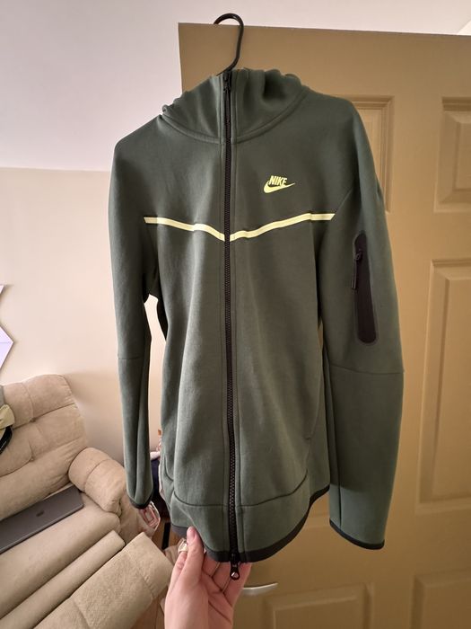 Nike Nike Tech Green | Grailed