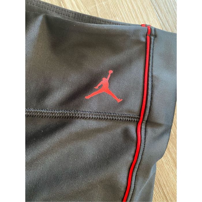 Jordan Brand Air Jordan Essentials Mid Rise Bike Compression Shorts ...