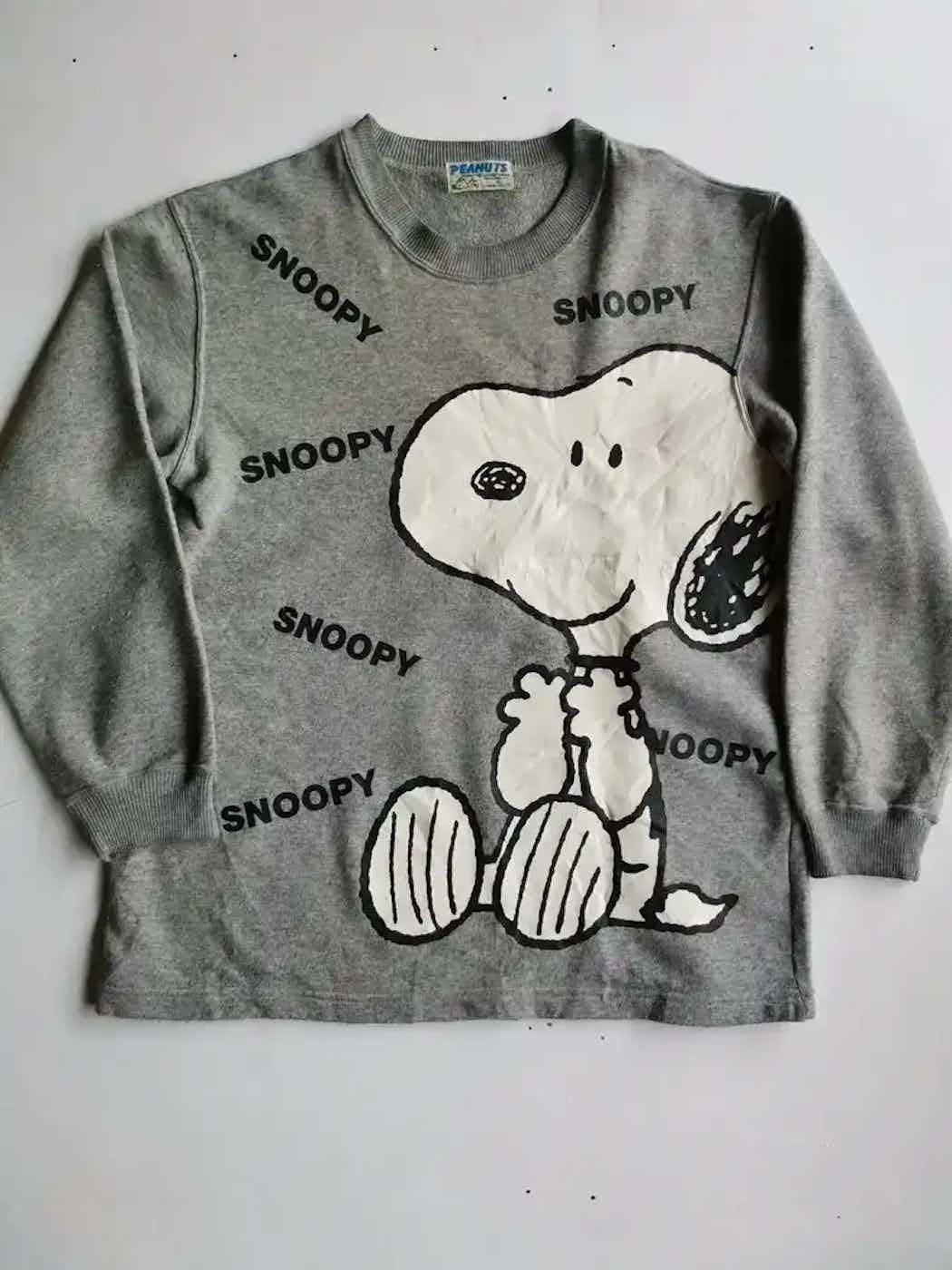 Peanuts × Streetwear × Vintage Vintage Peanuts Snoopy Big Logo Sweatshirt | Grailed