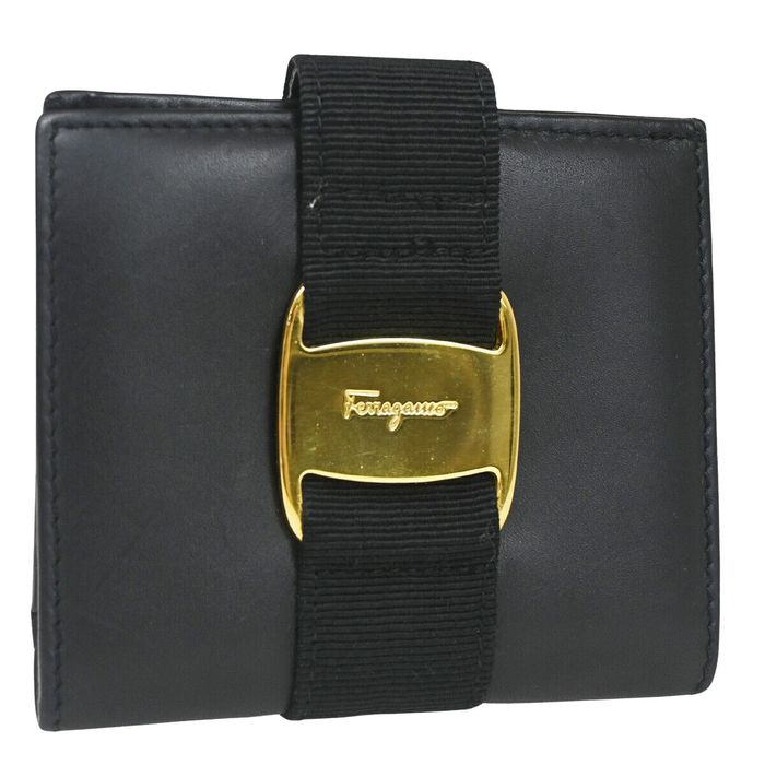 Salvatore Ferragamo Salvatore Ferragamo Vara wallet | Grailed