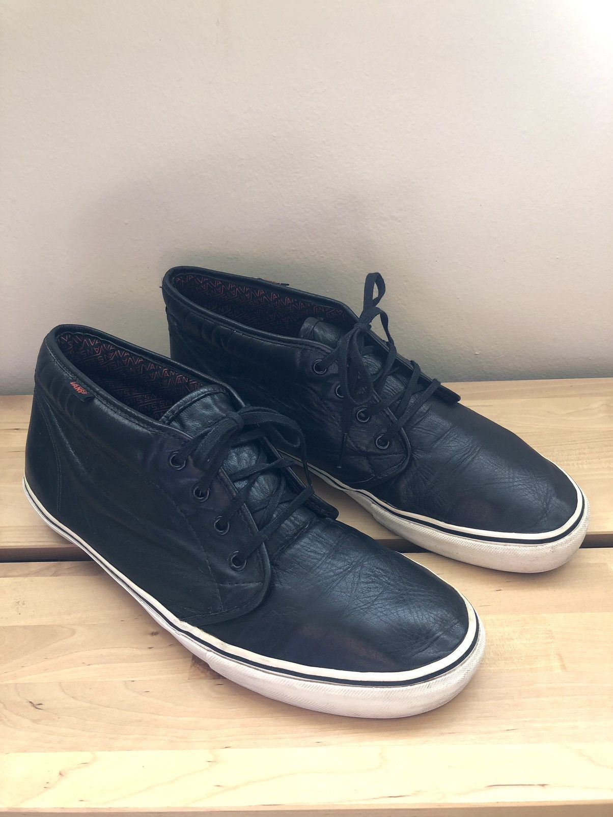 Vans Mens Vans Vault black leather Chukka Boot mid. Size 13 | Grailed