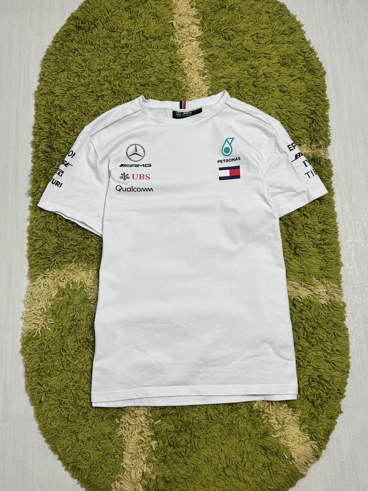 Formula 1 × Mercedes-Benz Mercedes AMG Petronas F1 Black Short Sleeve ...