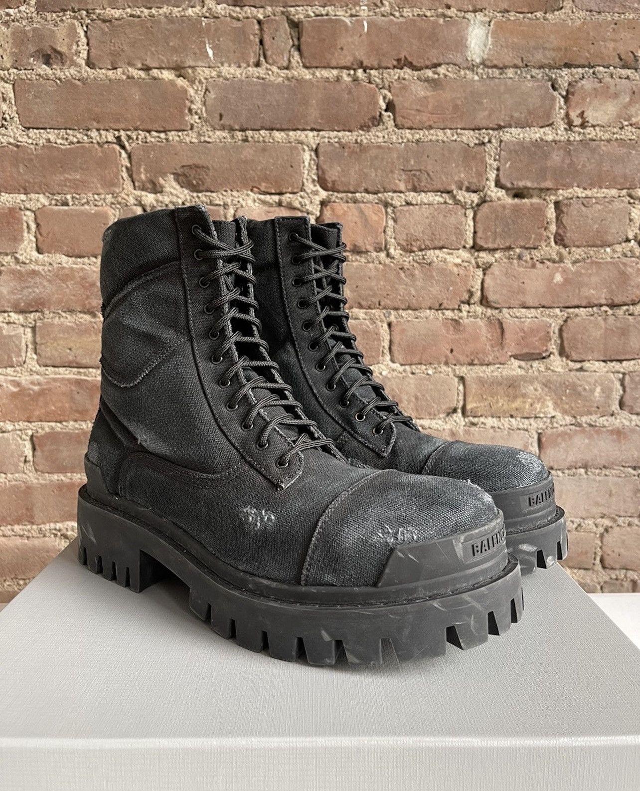 Balenciaga Balenciaga strike combat distressed boots size 45 12us new ...