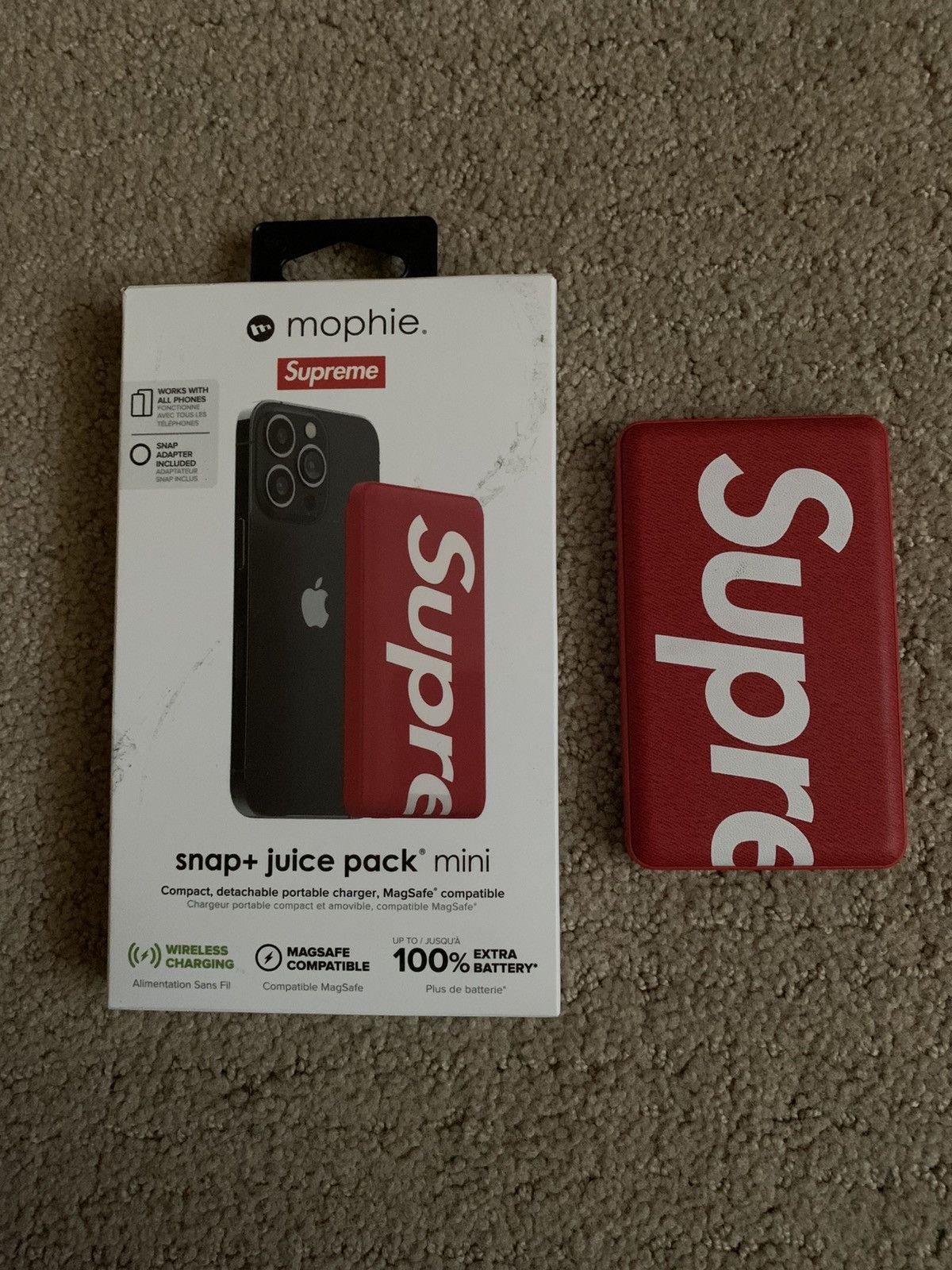 Mophie × Streetwear × Supreme Supreme Mophie Charger Snap Juice Pack ...