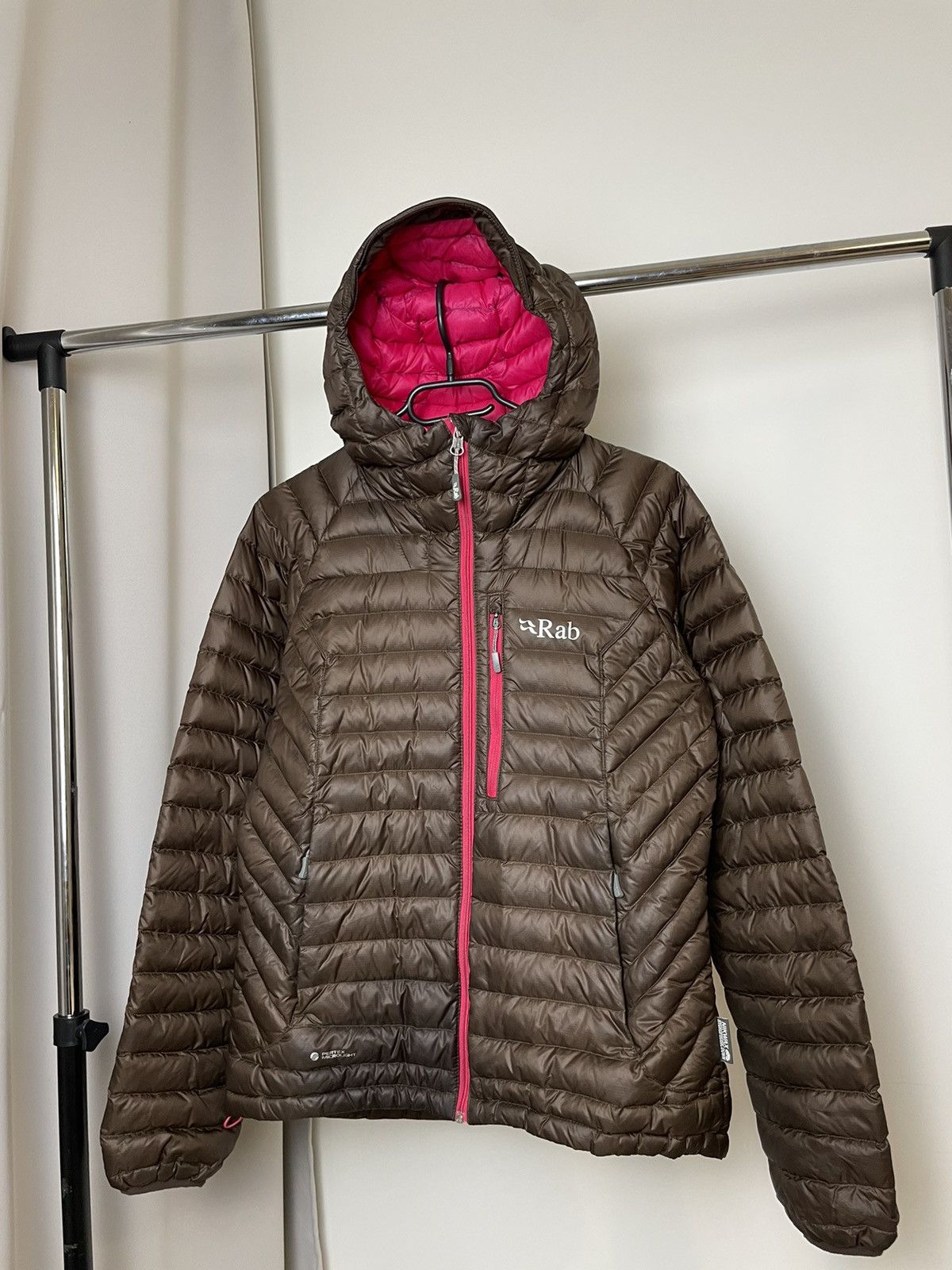 Rab × Streetwear × Vintage Vintage Puffer Jacket Rab 00’s Small logo ...