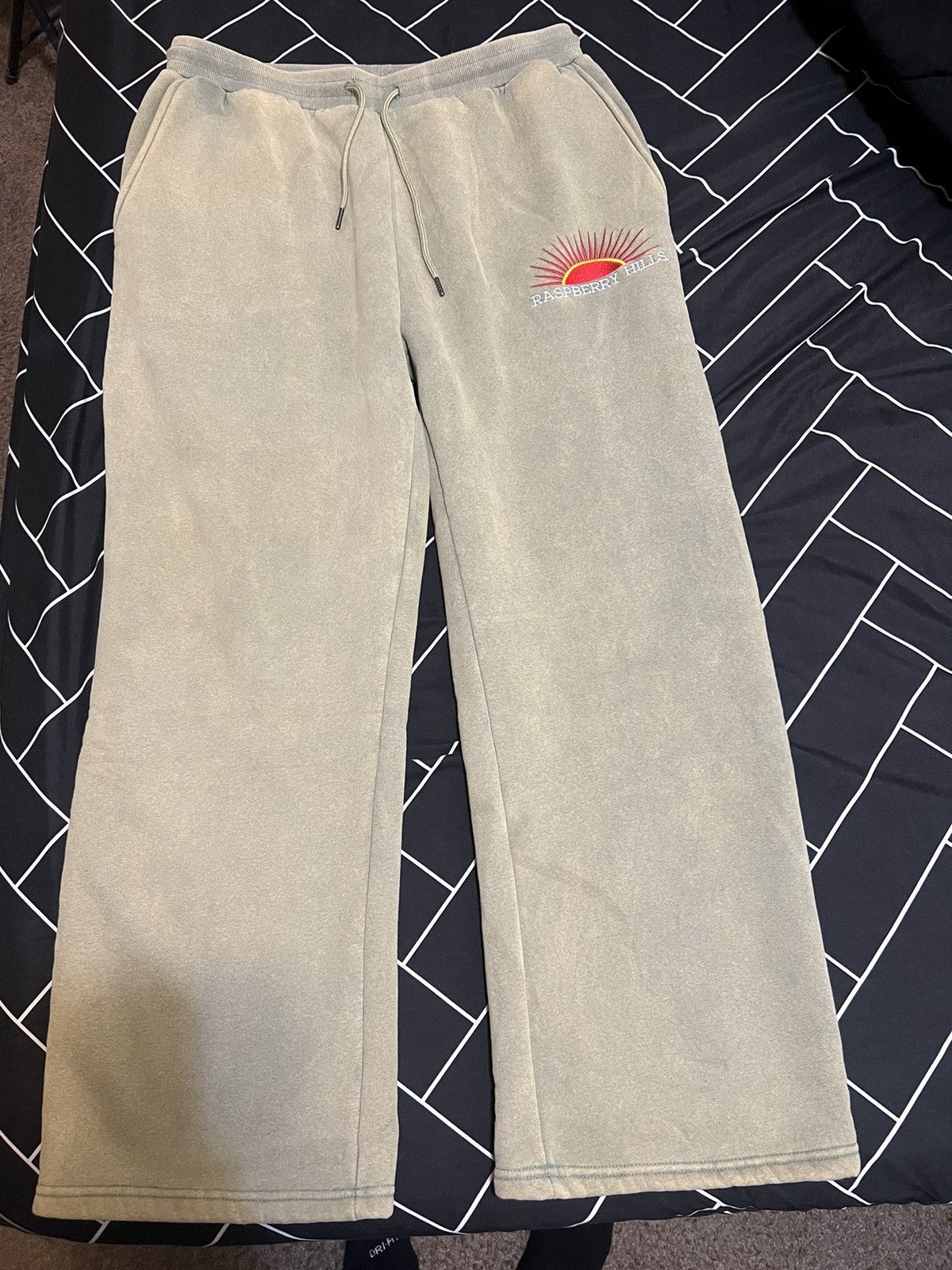 Streetwear × Vintage Raspberry Hills Gold Vintage OG Casamigo Sweats ...