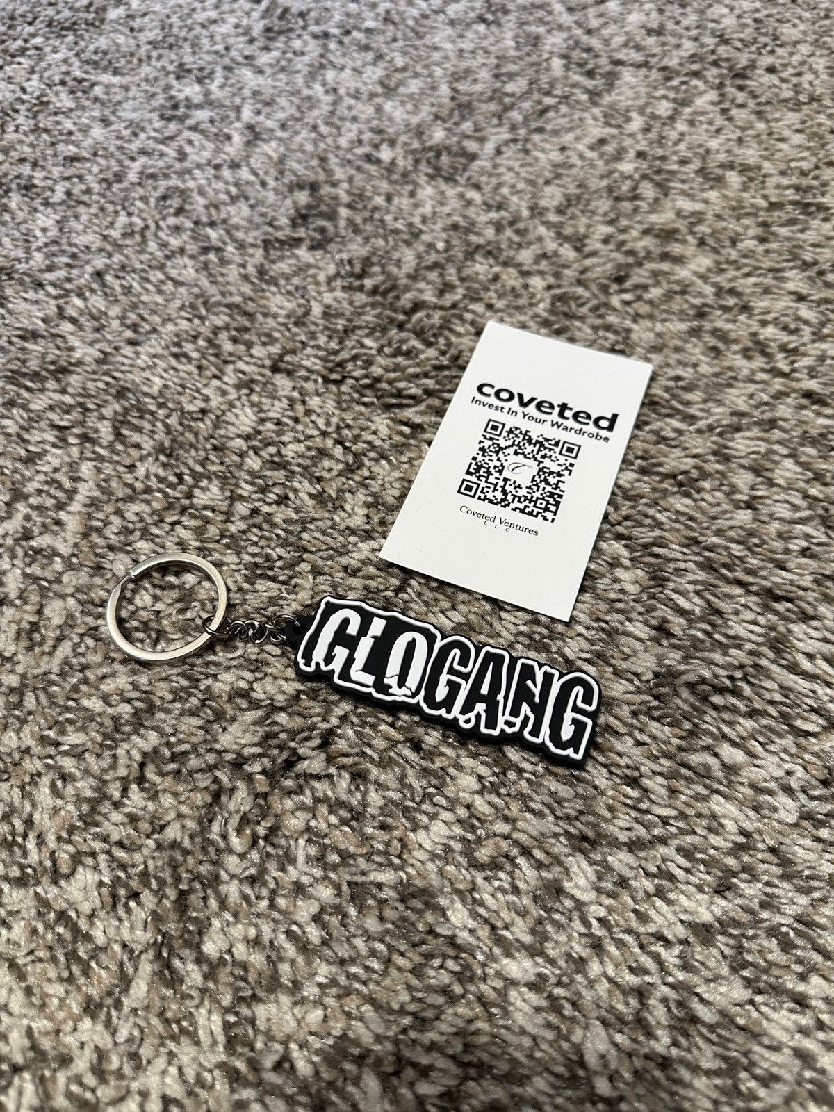 Glo Gang Glo Gang Font Logo Keychain Black/White | Grailed